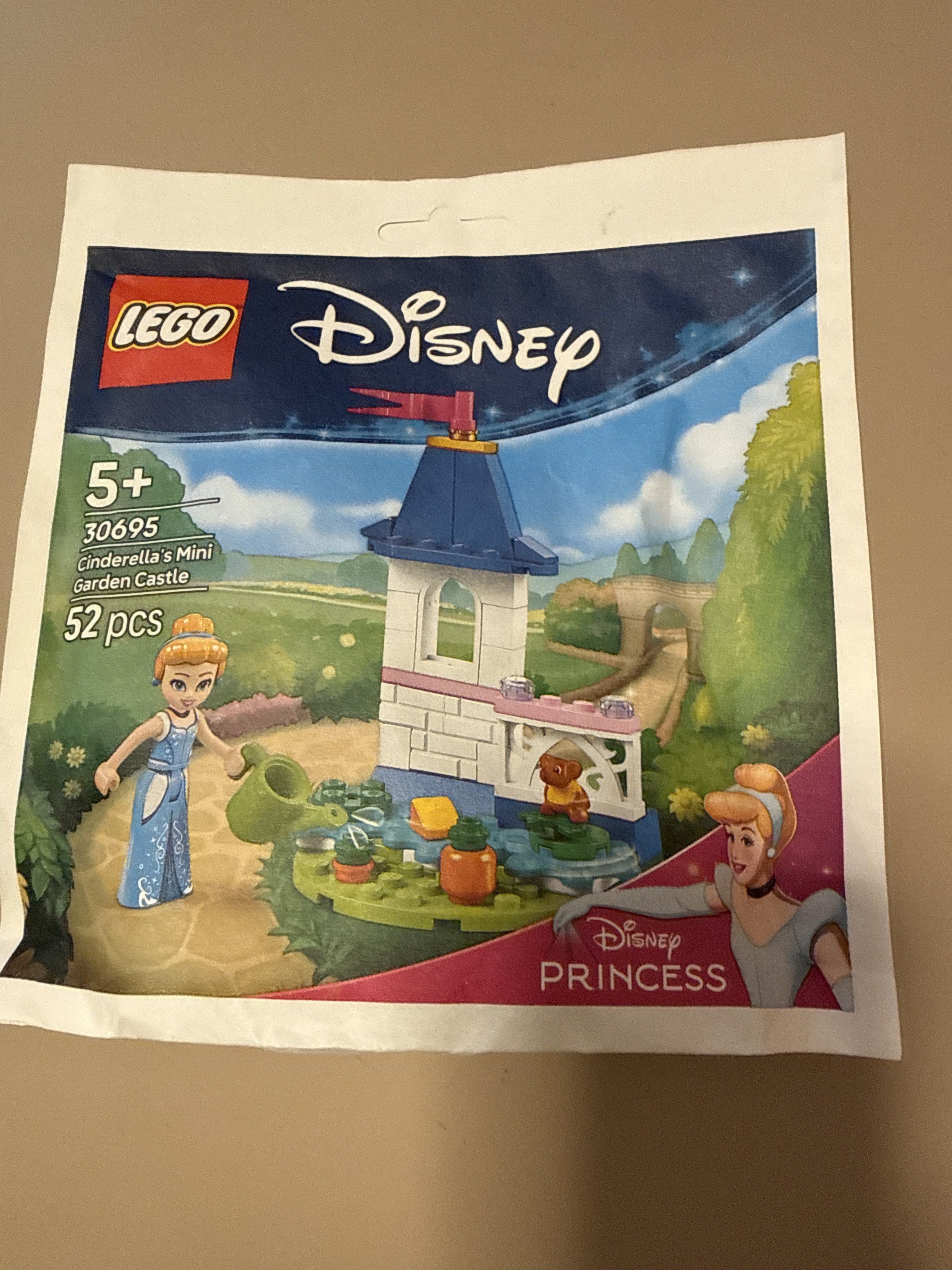 LEGO Disney Princess Cinderella's Mini Garden Castle 30695, Hobbies ...