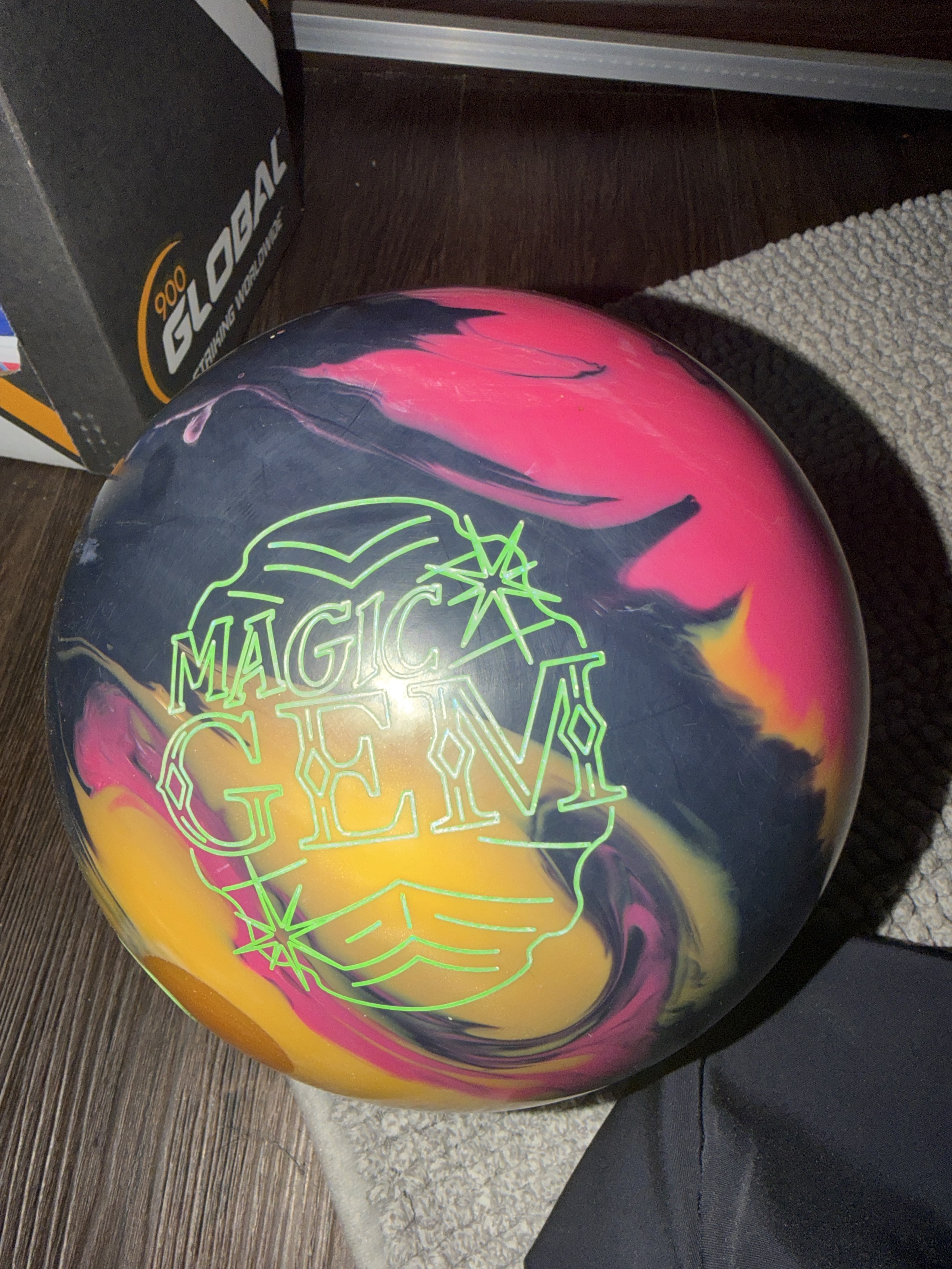 Magic Gem Bowling Ball, Sports Equipment, Sports & Games, Billiards ...