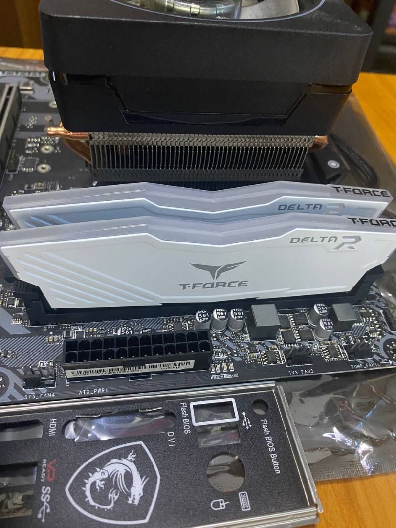 MSI B450 Tomahawk Max Motherboard Ryzen 7 3700X + T-Force DDR4 32GB ...