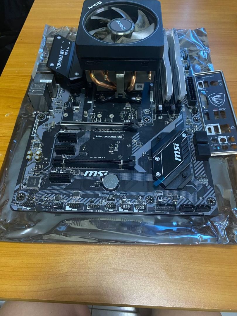 MSI B450 Tomahawk Max Motherboard Ryzen 7 3700X + T-Force DDR4 32GB ...