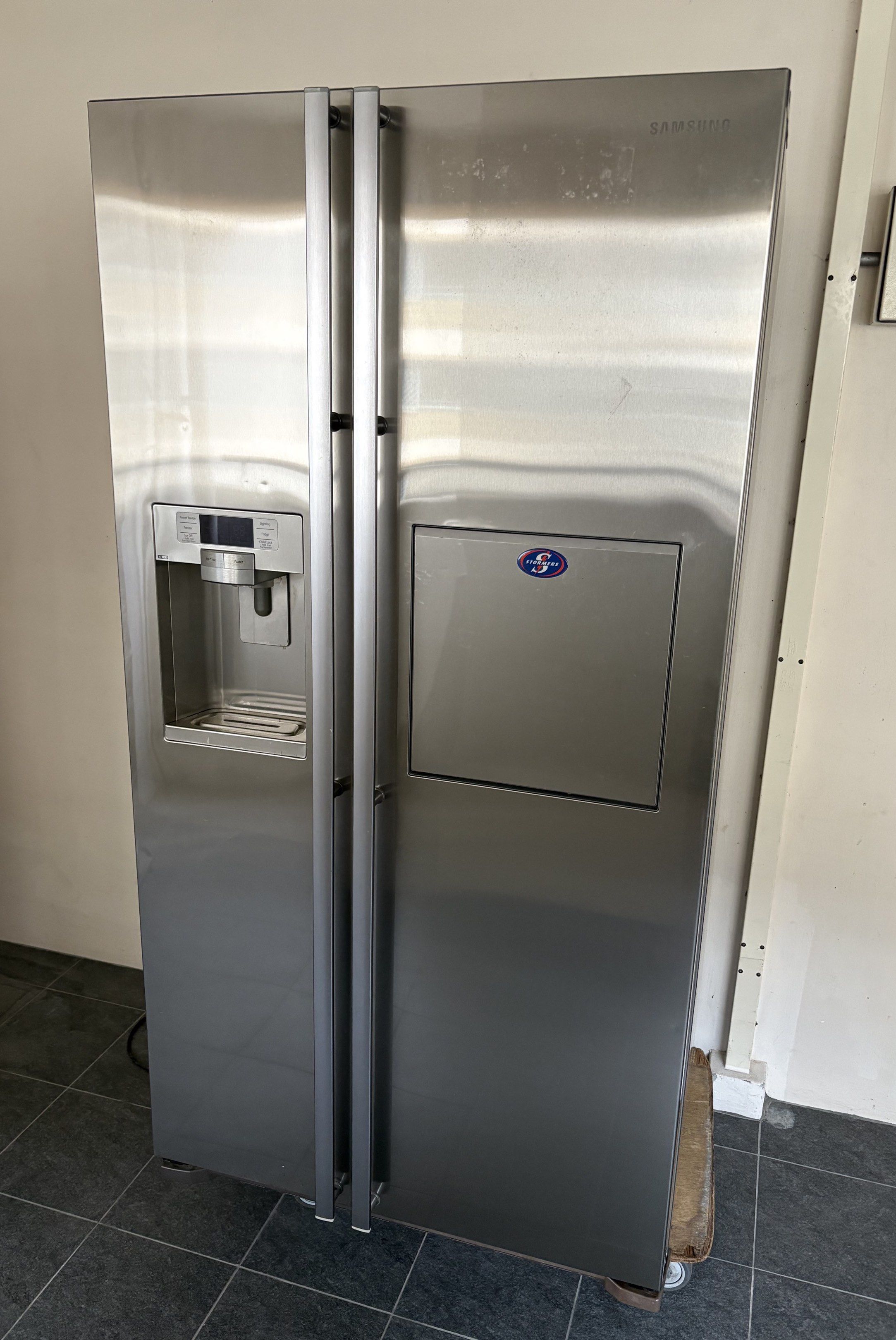 Samsung Fridge with Freezer 615L Side-by-side Refrigerator, TV & Home ...