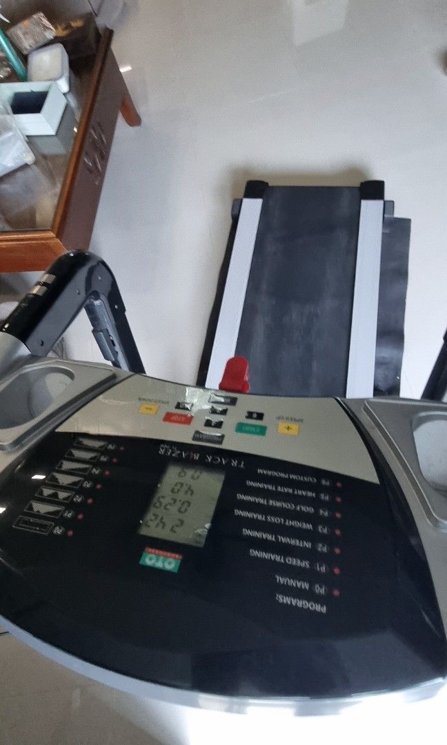 Selling cheap OTO TRACK BLAZER TL-900 Treadmill. RFS no time to use and ...