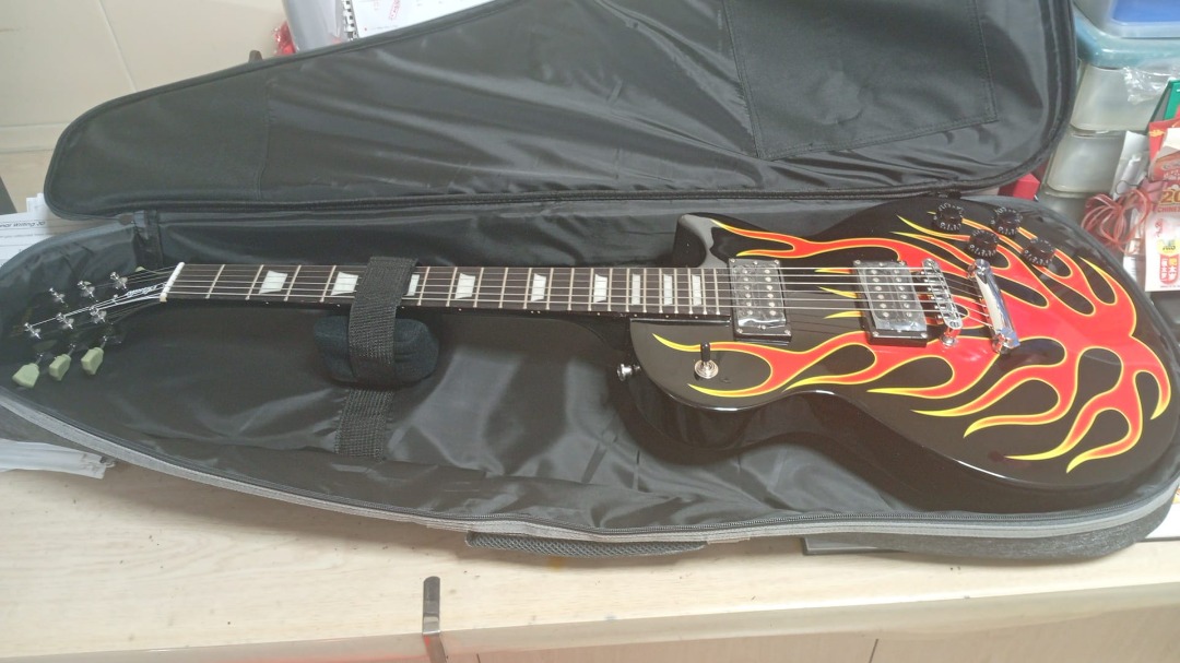 Tak fireball lespaul, Hobbies & Toys, Musical Instruments on Carousell