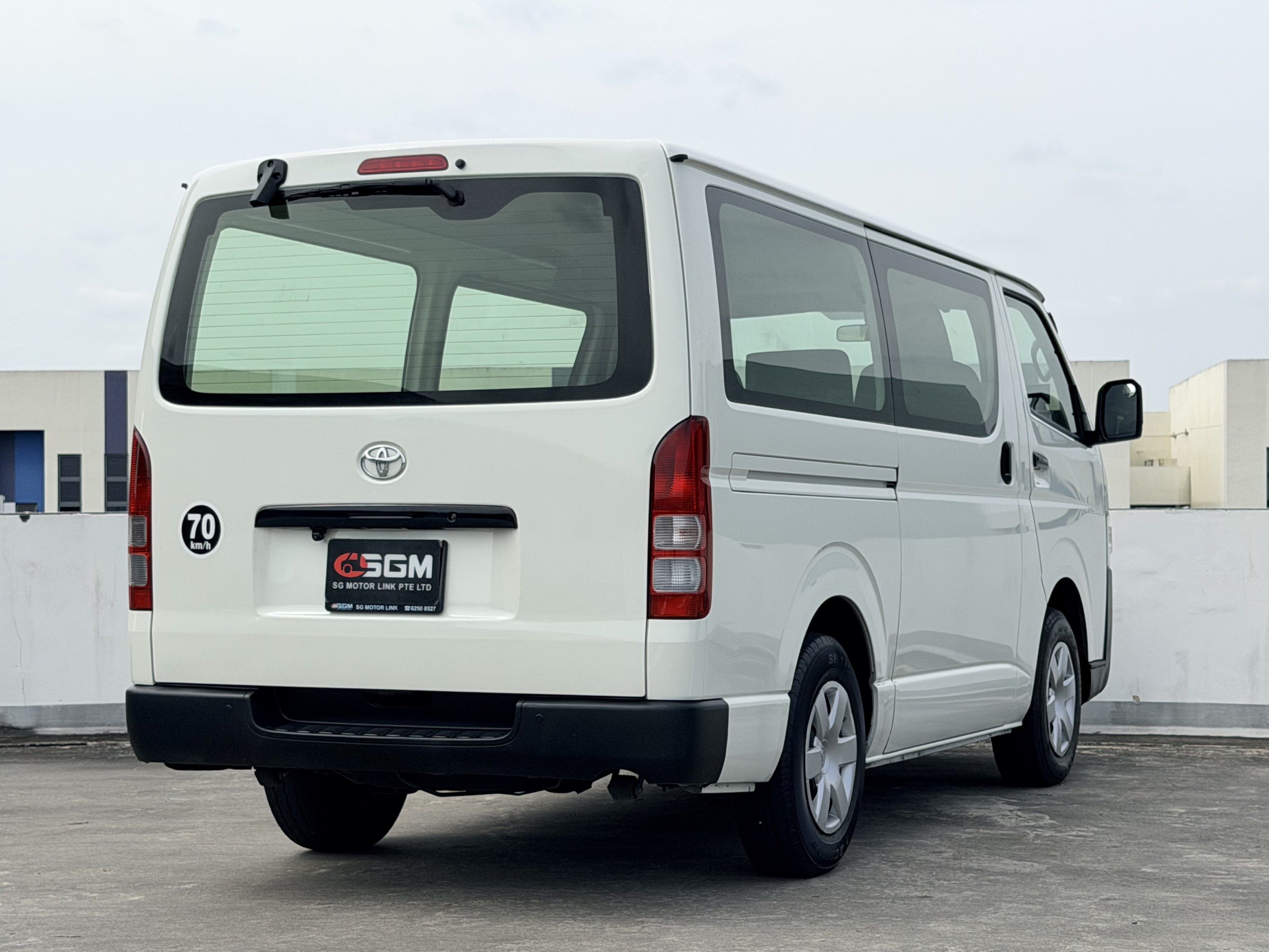 Toyota Hiace 2.0 DX Auto, Cars, Commercial Vehicles, Used on Carousell