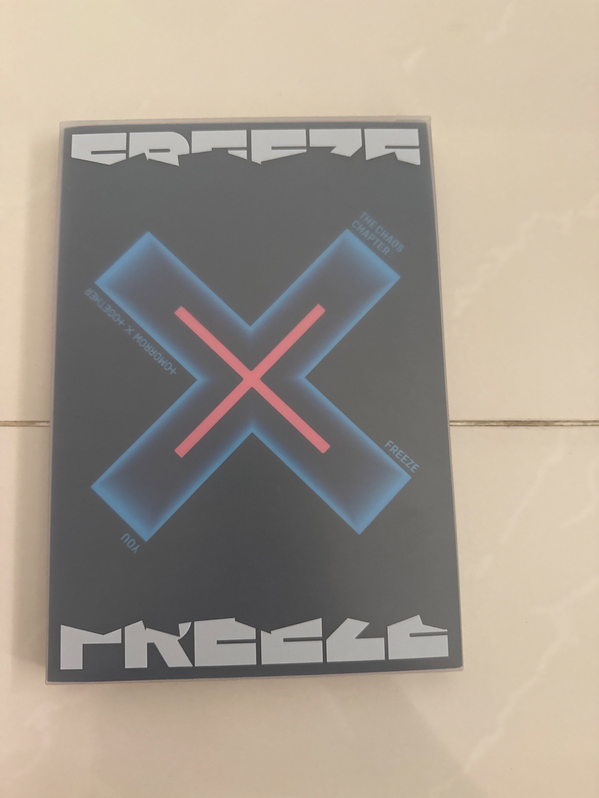 TXT The Chaos Chapter: FREEZE Album, Hobbies & Toys, Memorabilia ...