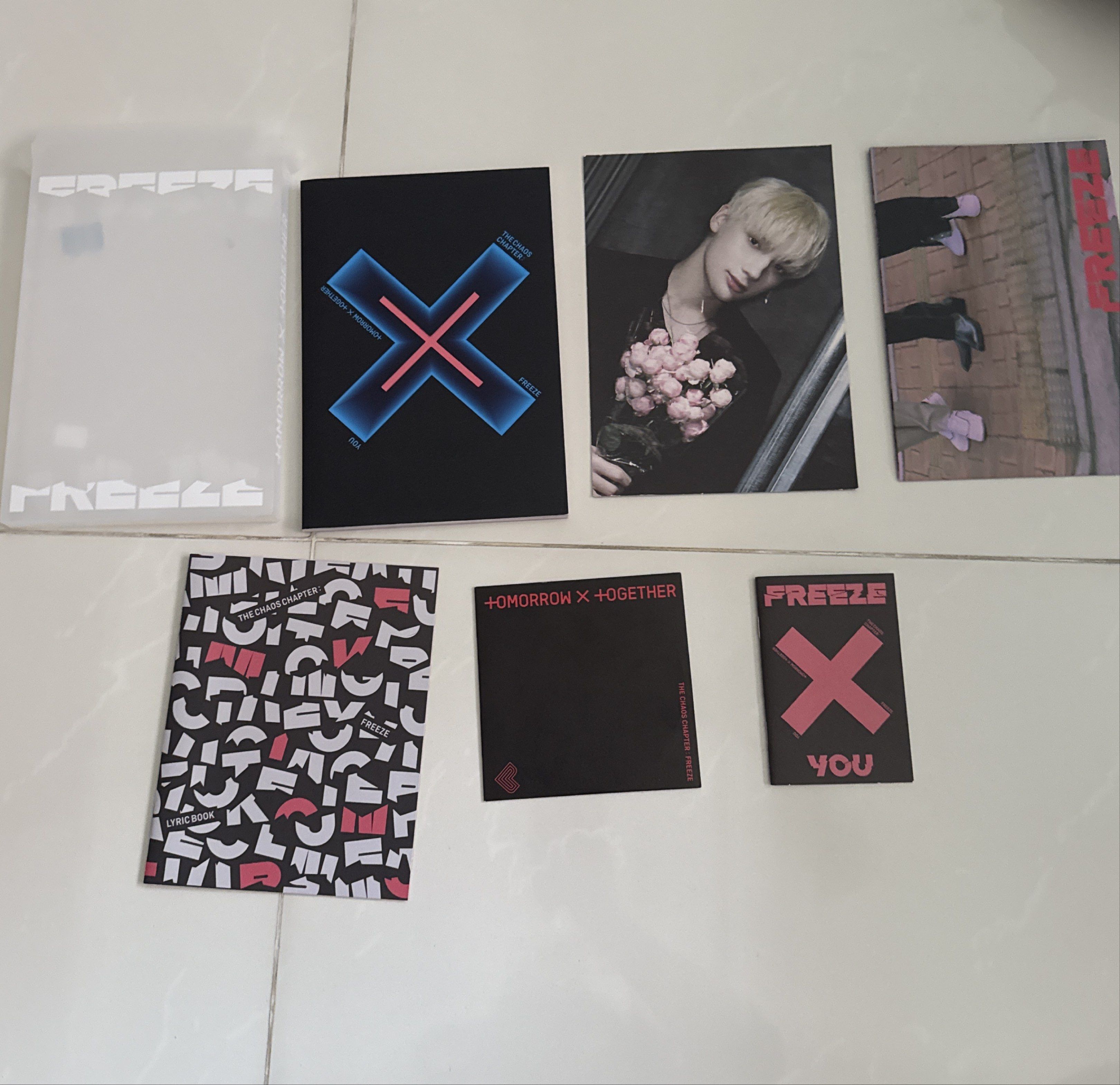 TXT The Chaos Chapter: FREEZE Album, Hobbies & Toys, Memorabilia ...