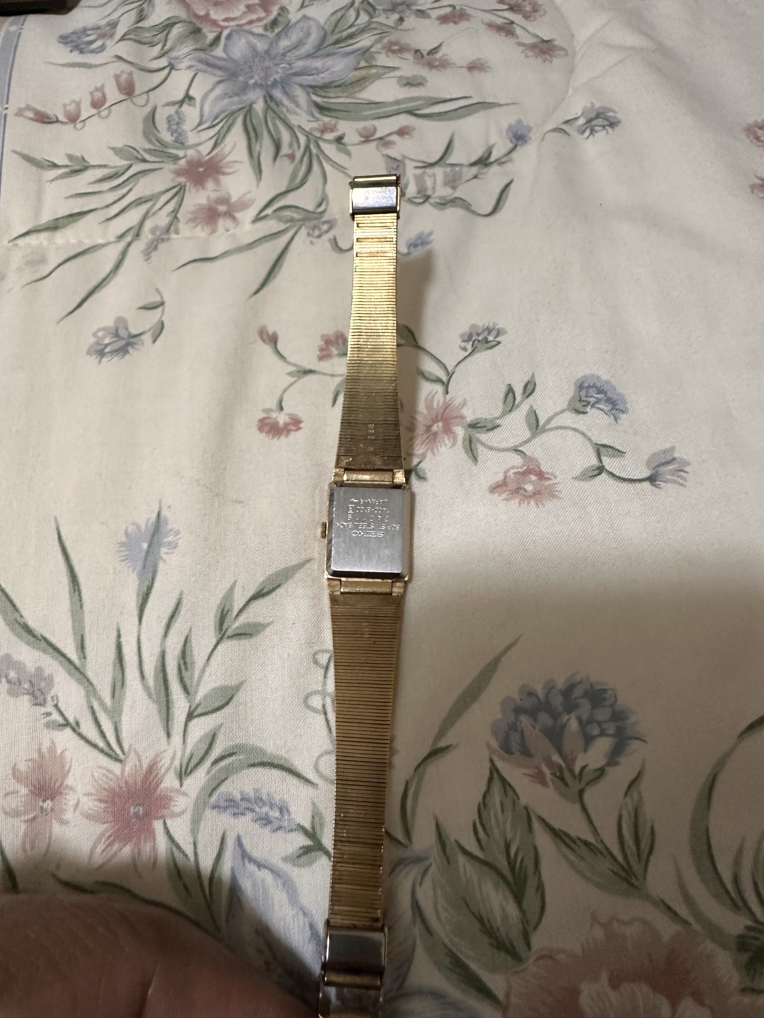 Vintage Seiko Gold Watch, Luxury, Watches on Carousell