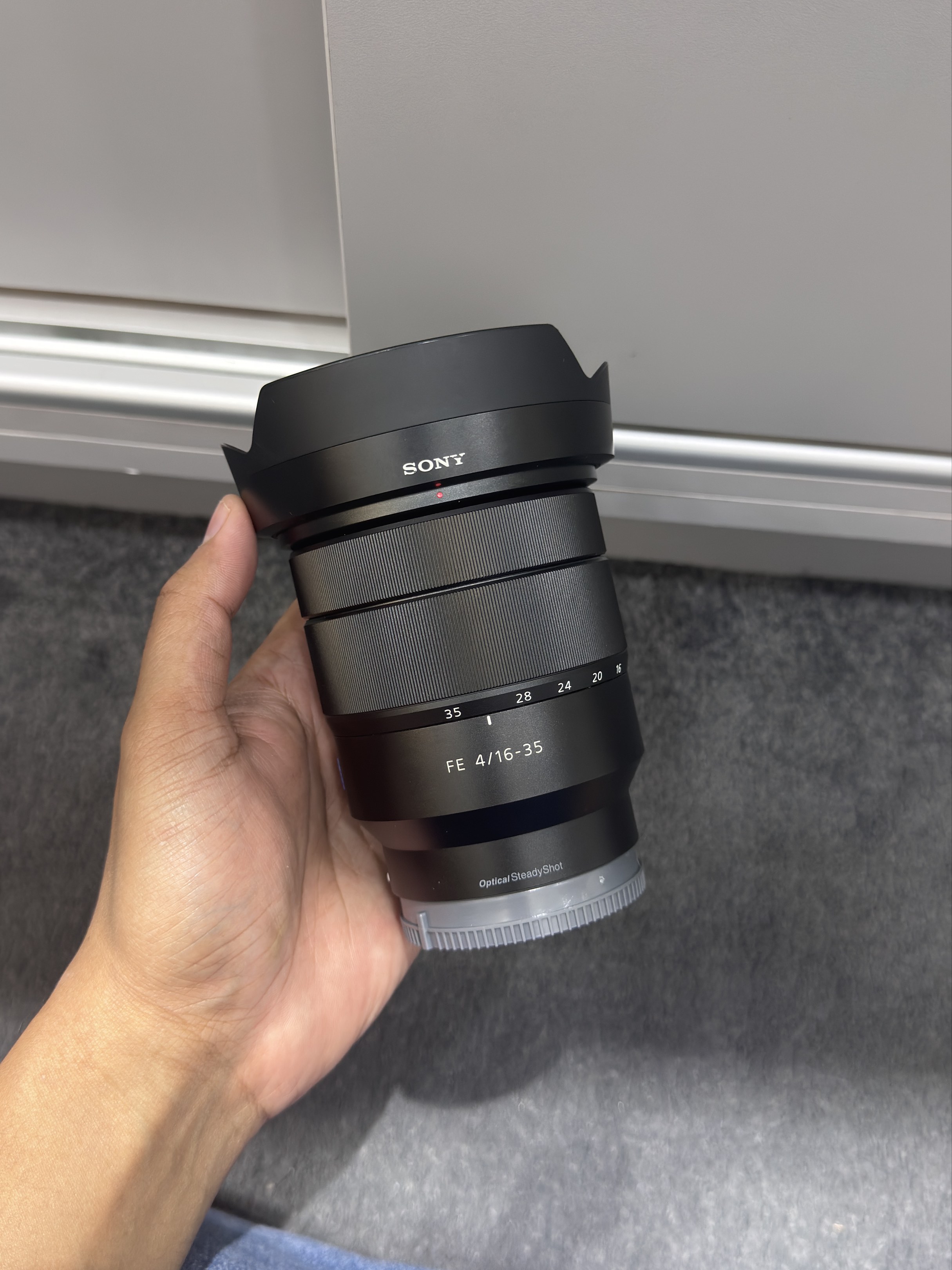 16-35MM F4 ZEISS FE SONY, Photography, Lens & Kits on Carousell