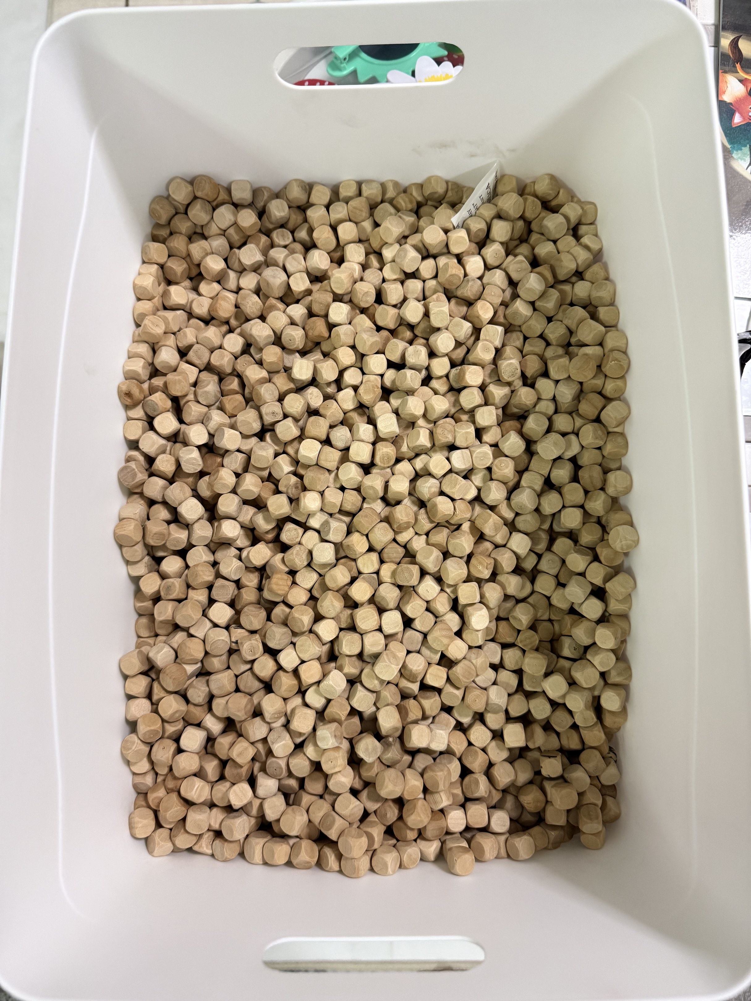 2kg Hinoki wood cubes / pieces for sensory play, Hobbies & Toys, Toys ...