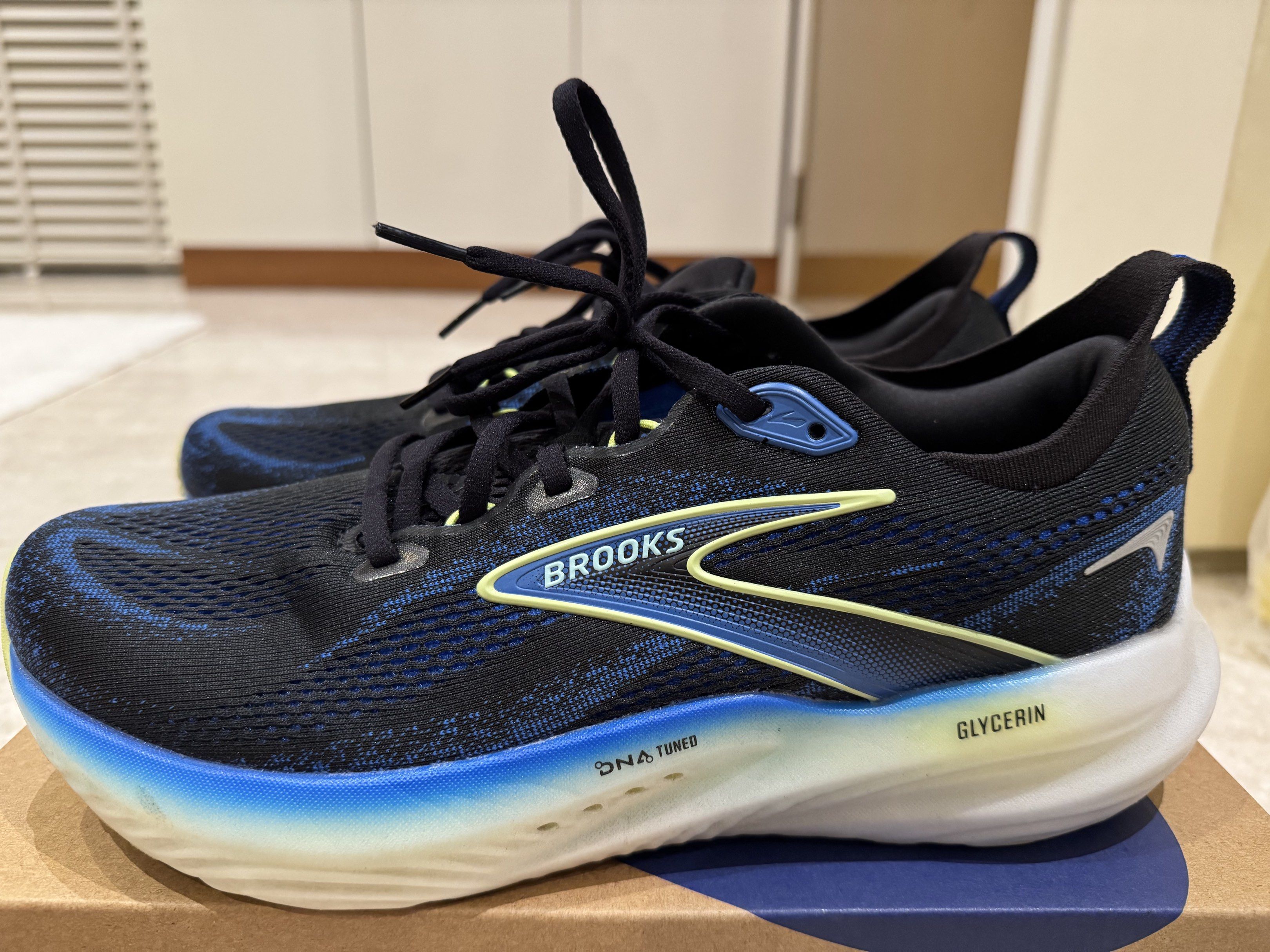 BROOKS Glycerin GTS 22 - Black, Men's Fashion, Footwear, Sneakers on ...