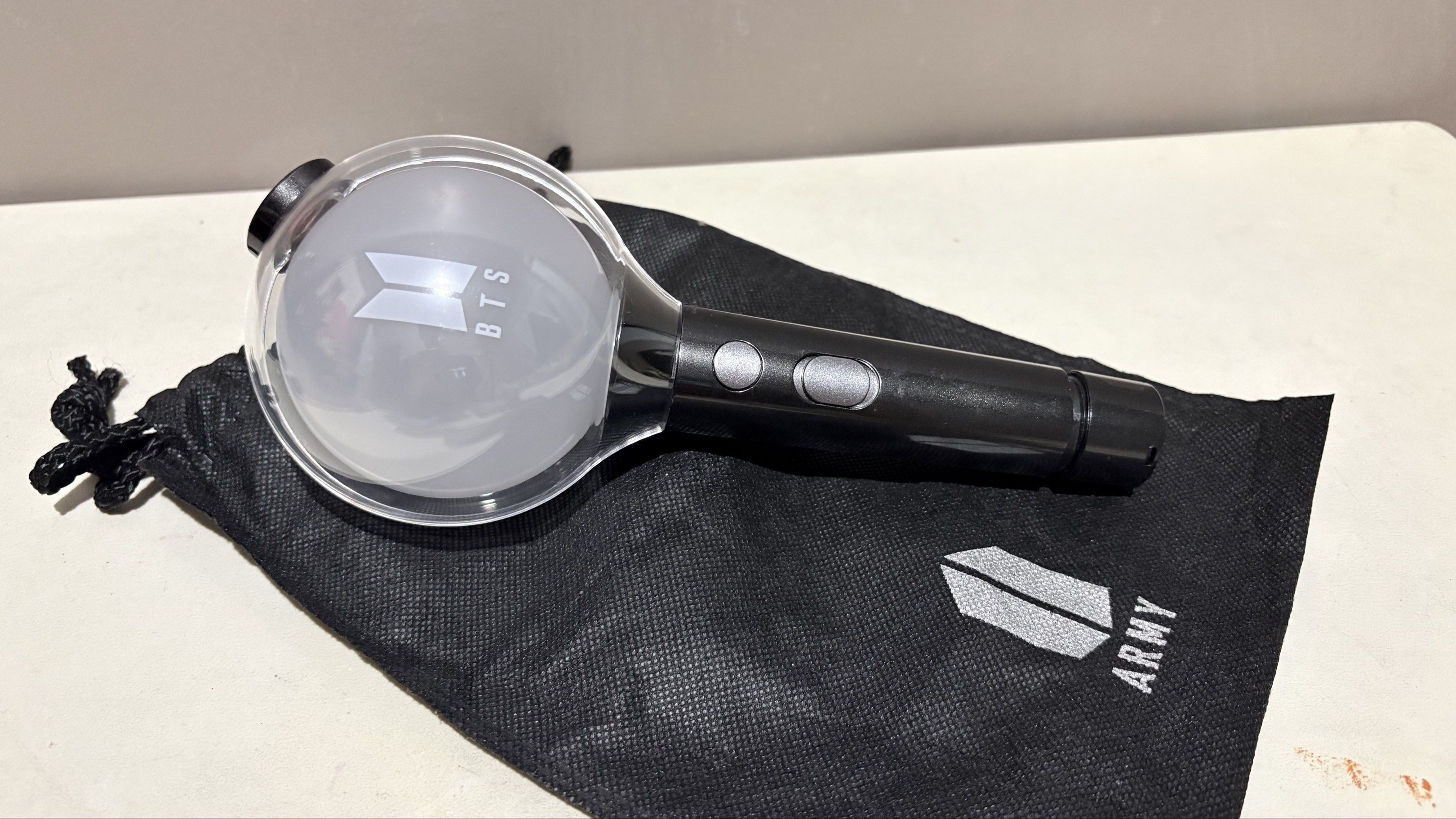 BTS Official Light Stick Map of the Soul, Hobbies & Toys, Memorabilia ...