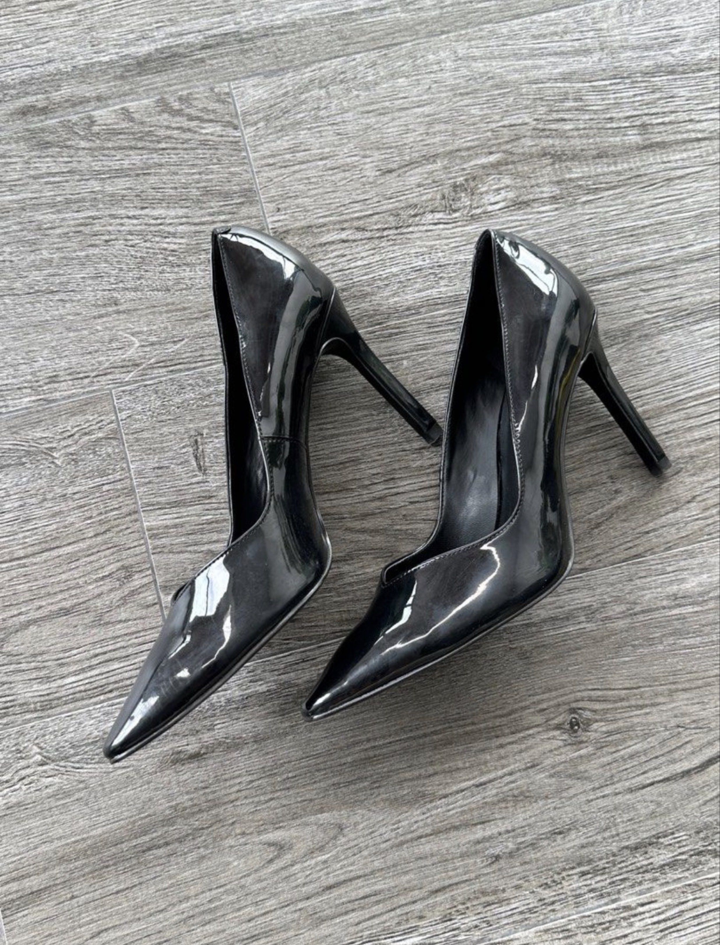 👠 Charles & Keith Black Patent Heels| EU 37 | Like New 🖤| Worn