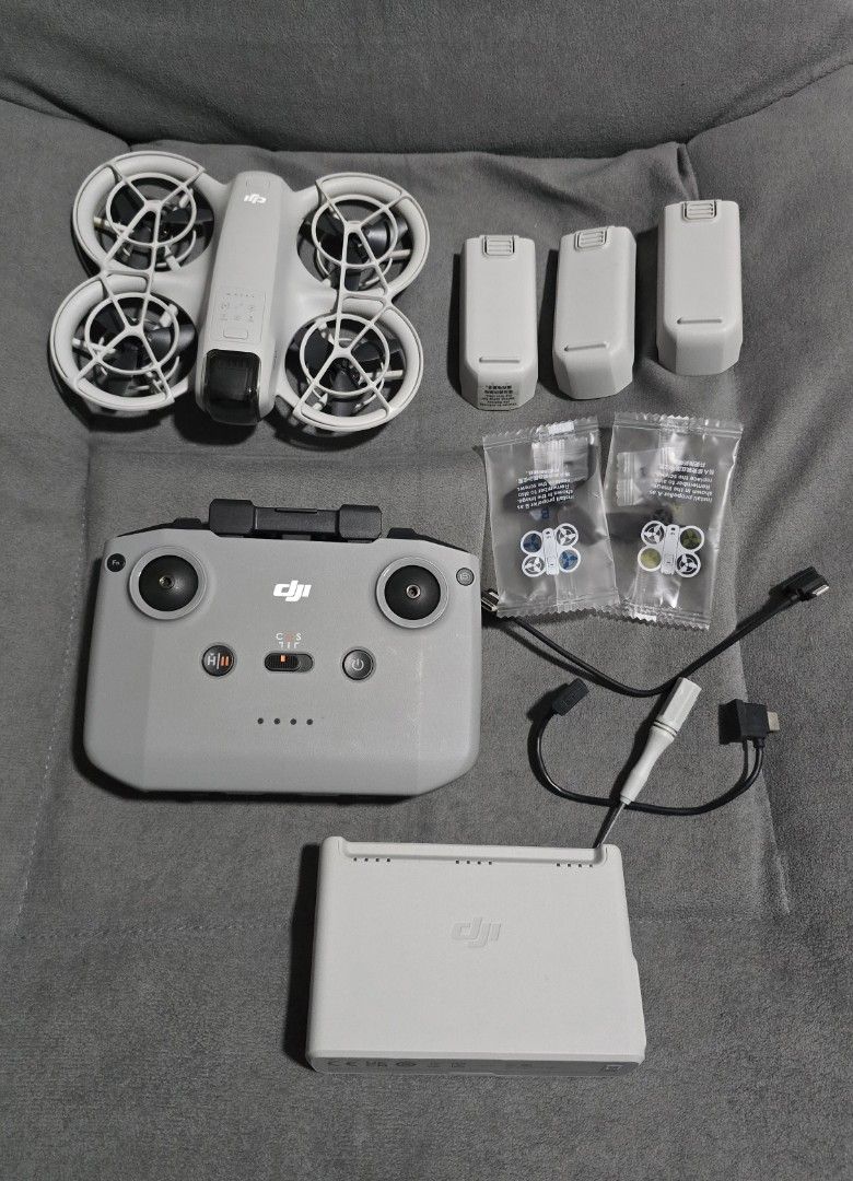 DJI NEO Fly More Combo Drone, Photography, Drones on Carousell
