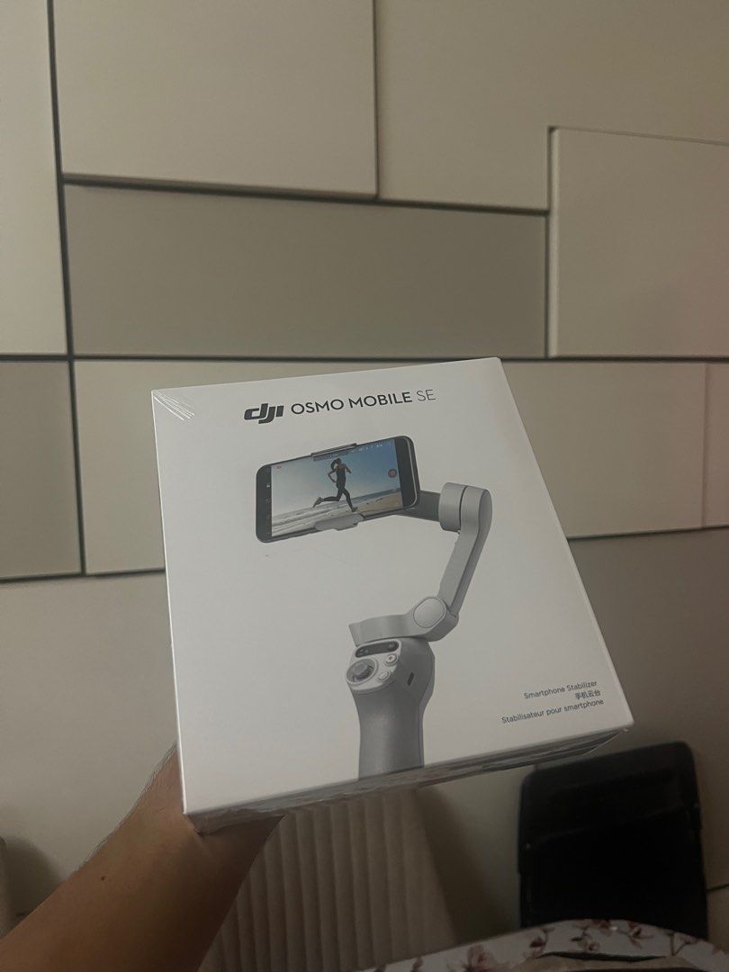 DJI osmo mobile SE( brand new), Photography, Photography Accessories ...