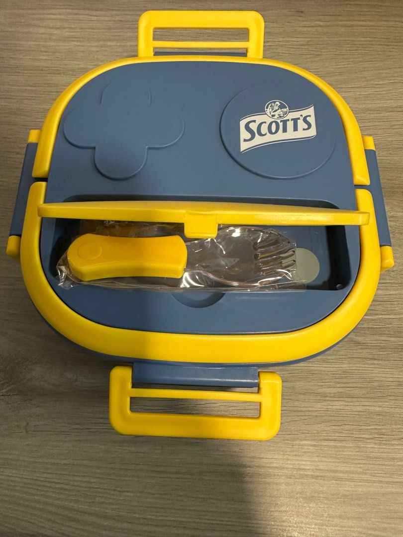 FREE WITH ANY PURCHASE - Scott's Lunchbox with Utensils, Furniture ...