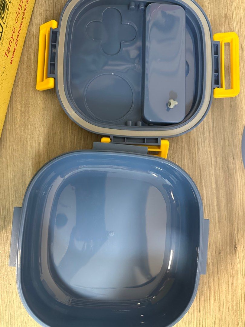 FREE WITH ANY PURCHASE - Scott's Lunchbox with Utensils, Furniture ...