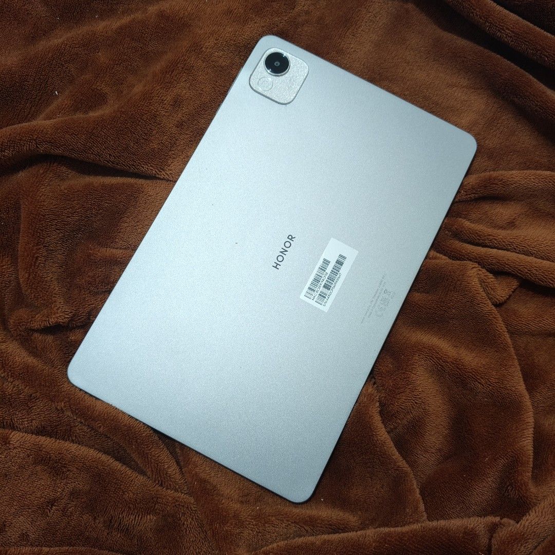 Honor Pad X9a (4months old) 128GB+6gbRam Silver with Box and Orig ...