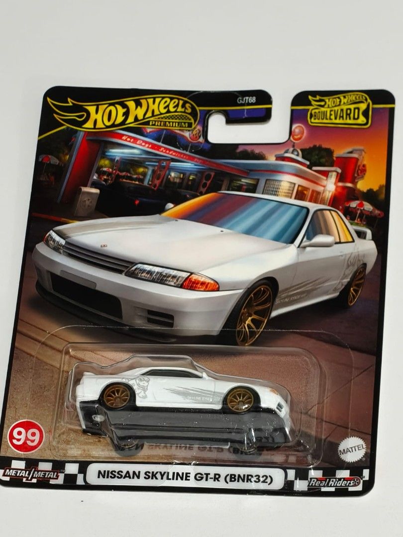 Hot Wheels Boulevard Nissan Skyline GT-R (BNR32), Hobbies & Toys, Toys ...