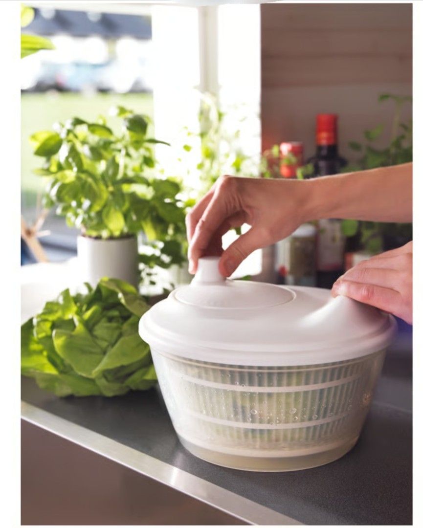 IKEA Salad Spinner, Furniture & Home Living, Kitchenware & Tableware ...
