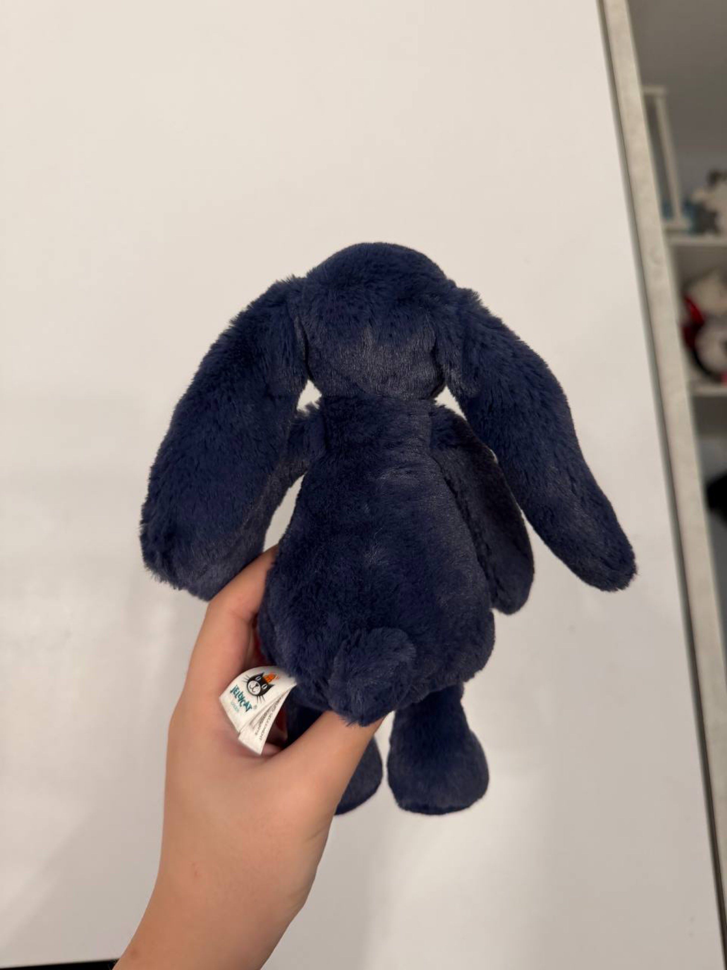 Jellycat Bashful Navy Bunny, Hobbies & Toys, Toys & Games on Carousell