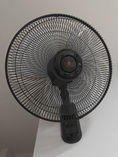 KDK wall fan, Furniture & Home Living, Lighting & Fans, Fans on Carousell