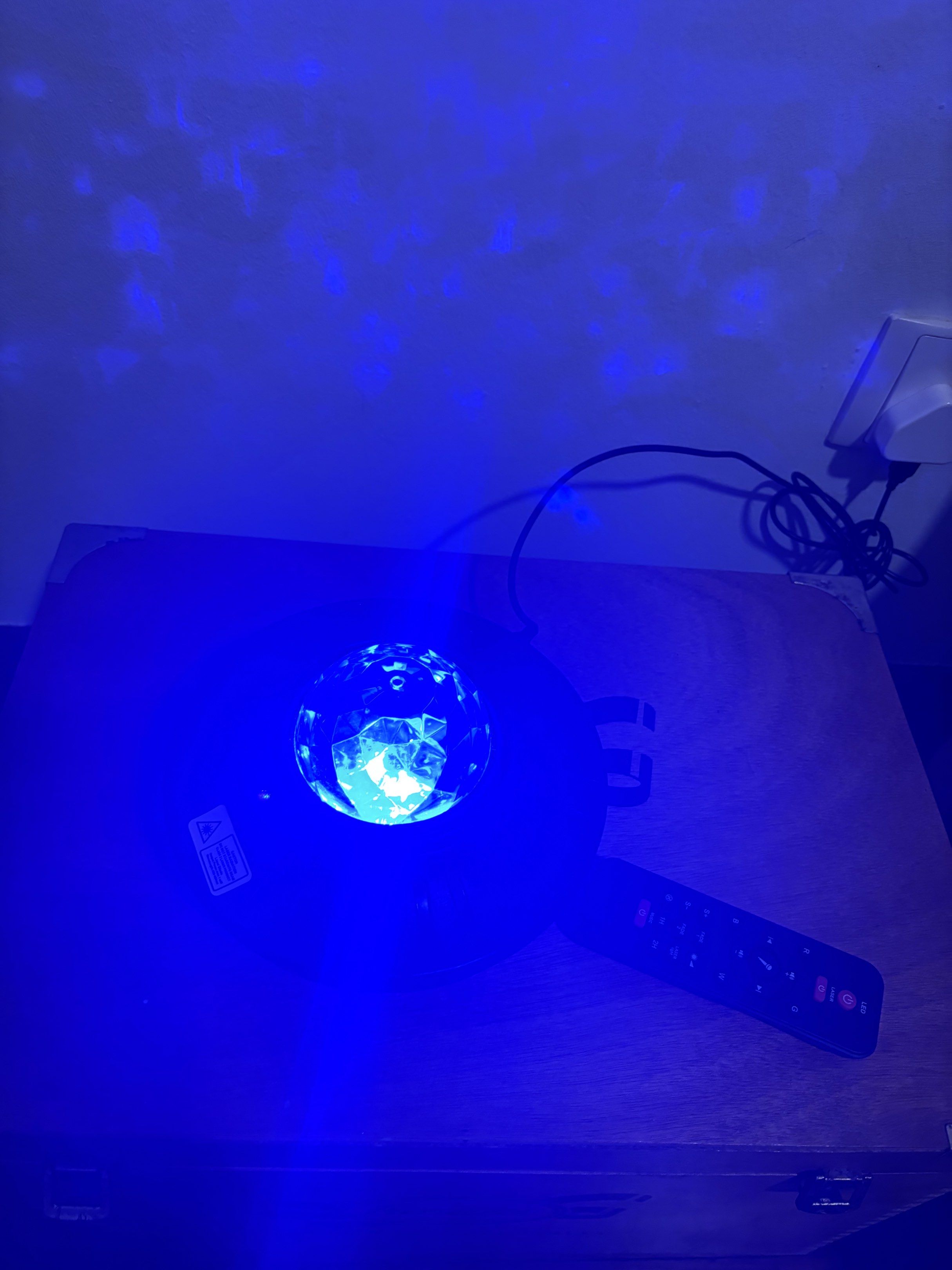 LED Star Projector Night Light with Remote and speaker, Furniture ...