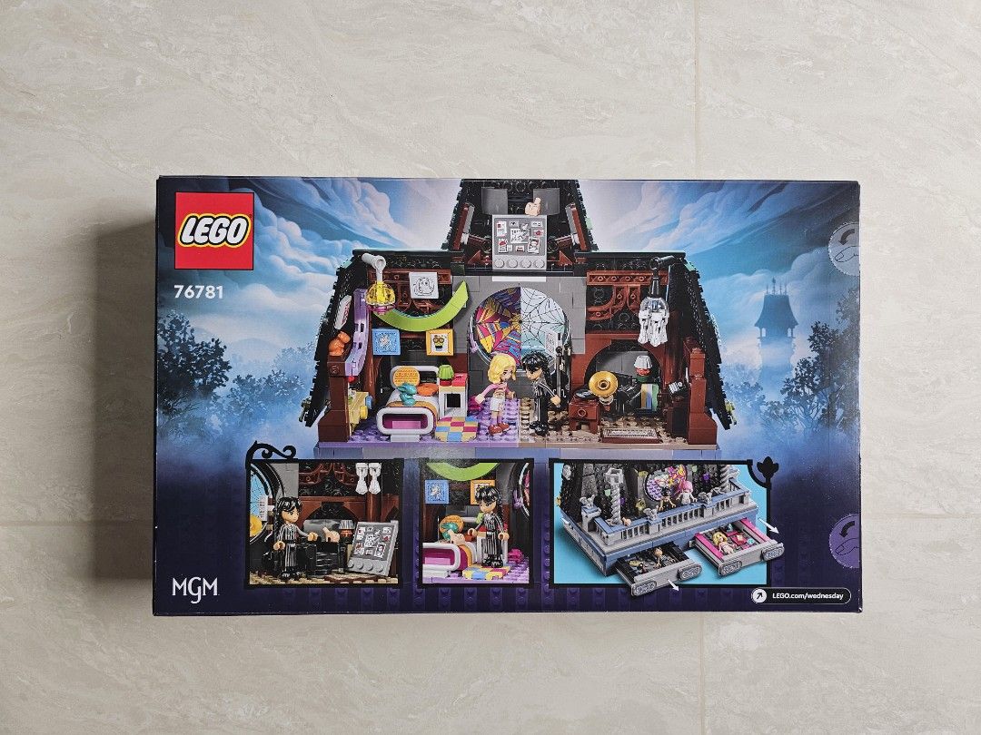 LEGO 76781 Wednesday & Enid's Dorm Room Set, Hobbies & Toys, Toys ...