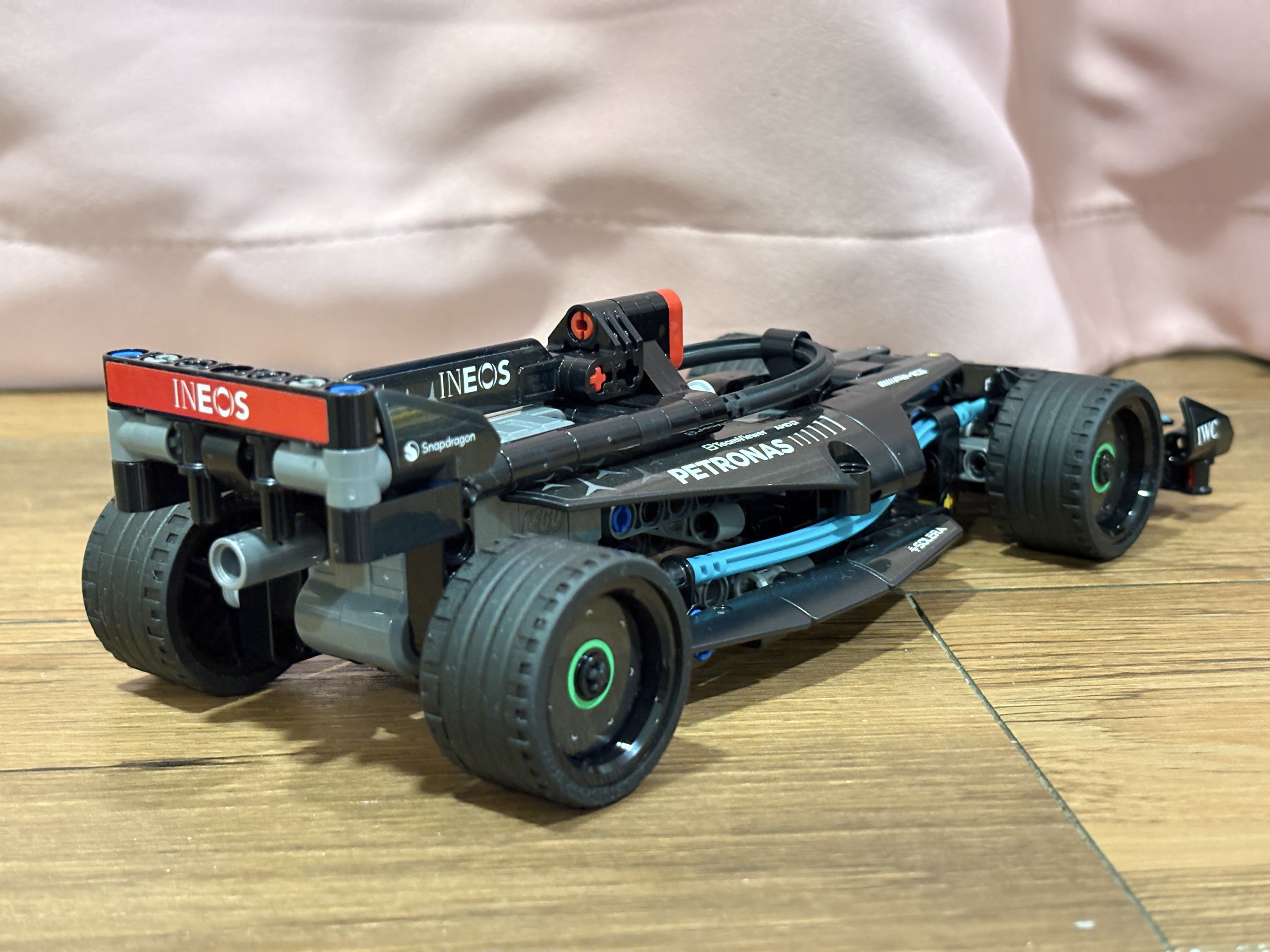 Lego Technic Mercedes-AMG Petronas F1 Team, Hobbies & Toys, Toys ...