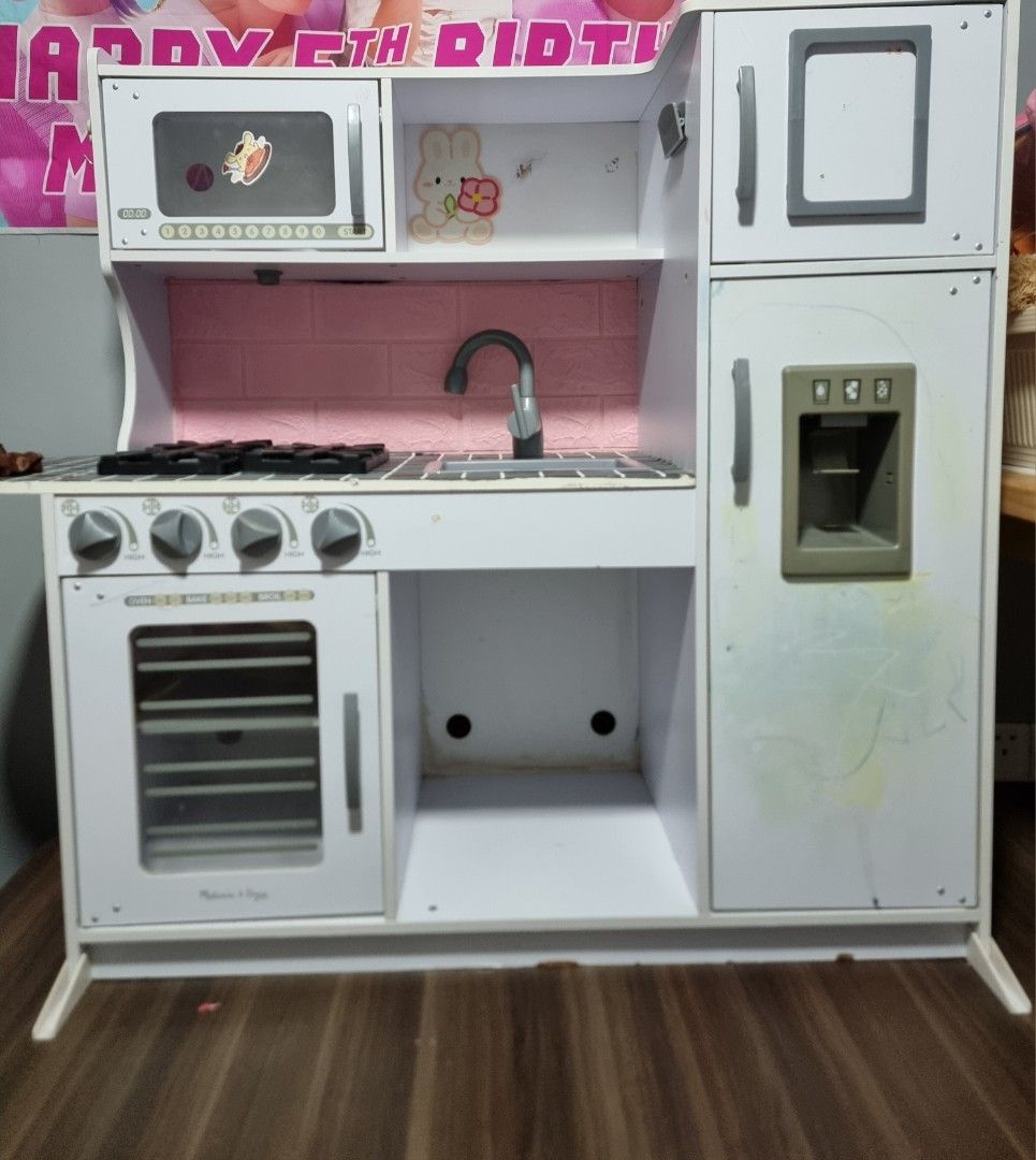 Melissa & Doug Wooden Play Kitchen, Hobbies & Toys, Toys & Games on ...