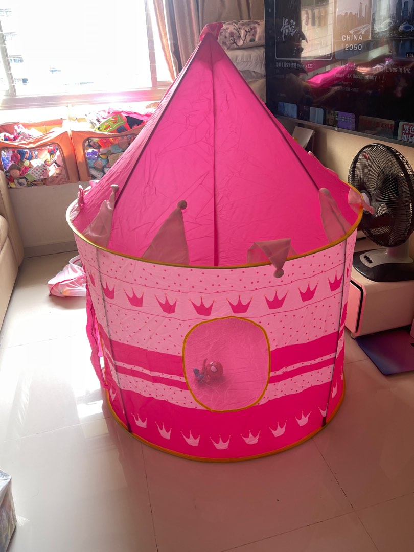 Pink Princess Castle Play Tent, Babies & Kids, Infant Playtime on Carousell
