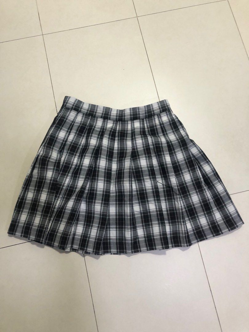 Plaid Pleated Mini Skirt, Women's Fashion, Bottoms, Skirts on Carousell