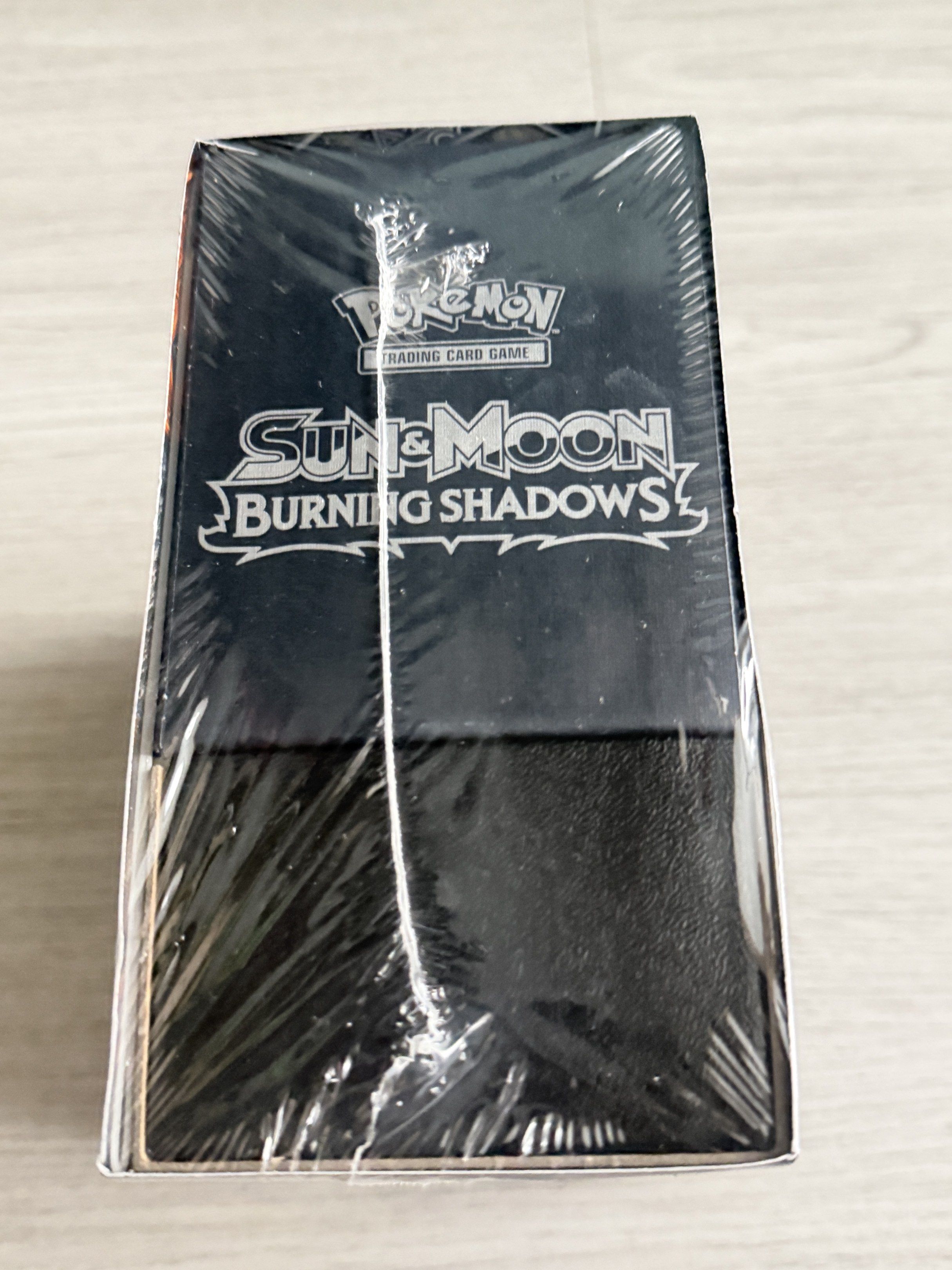Pokemon TCG Sun & Moon Burning Shadows Elite Trainer Box, Hobbies ...