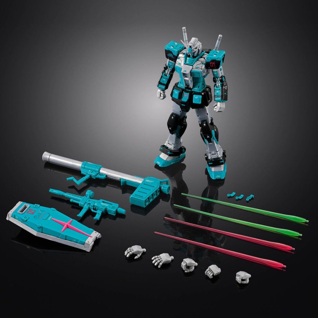 Preorder RG 1/144 RX-78-2 GUNDAM Ver.2.0 [HATSUNE MIKU Ver.], Hobbies ...