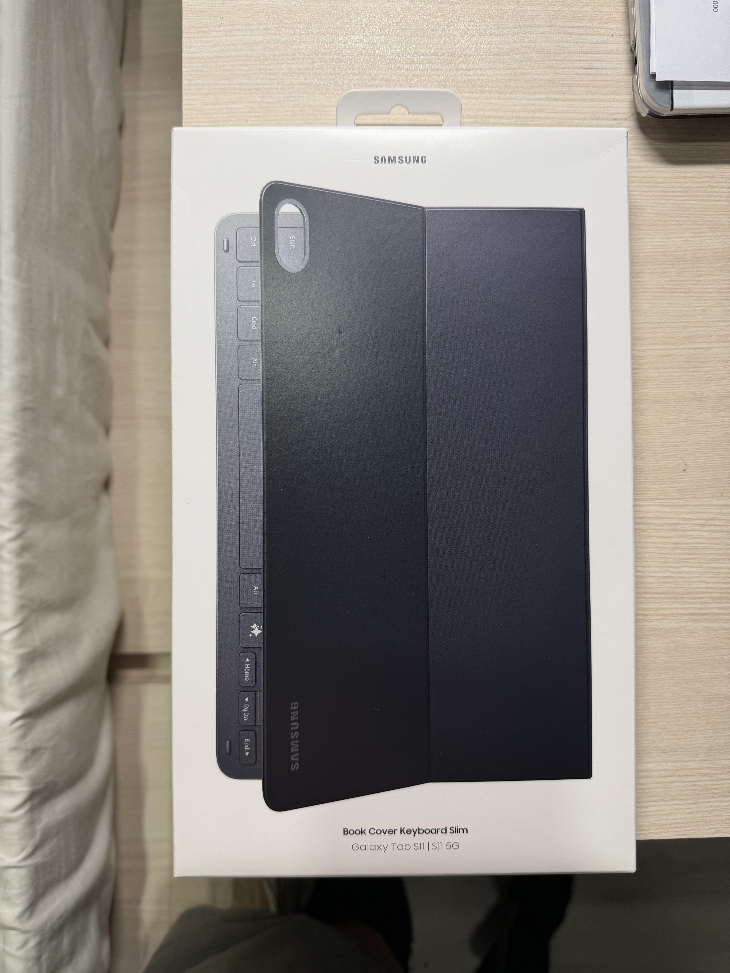 Samsung Galaxy Tab S11 Book Cover Keyboard Slim, Mobile Phones ...