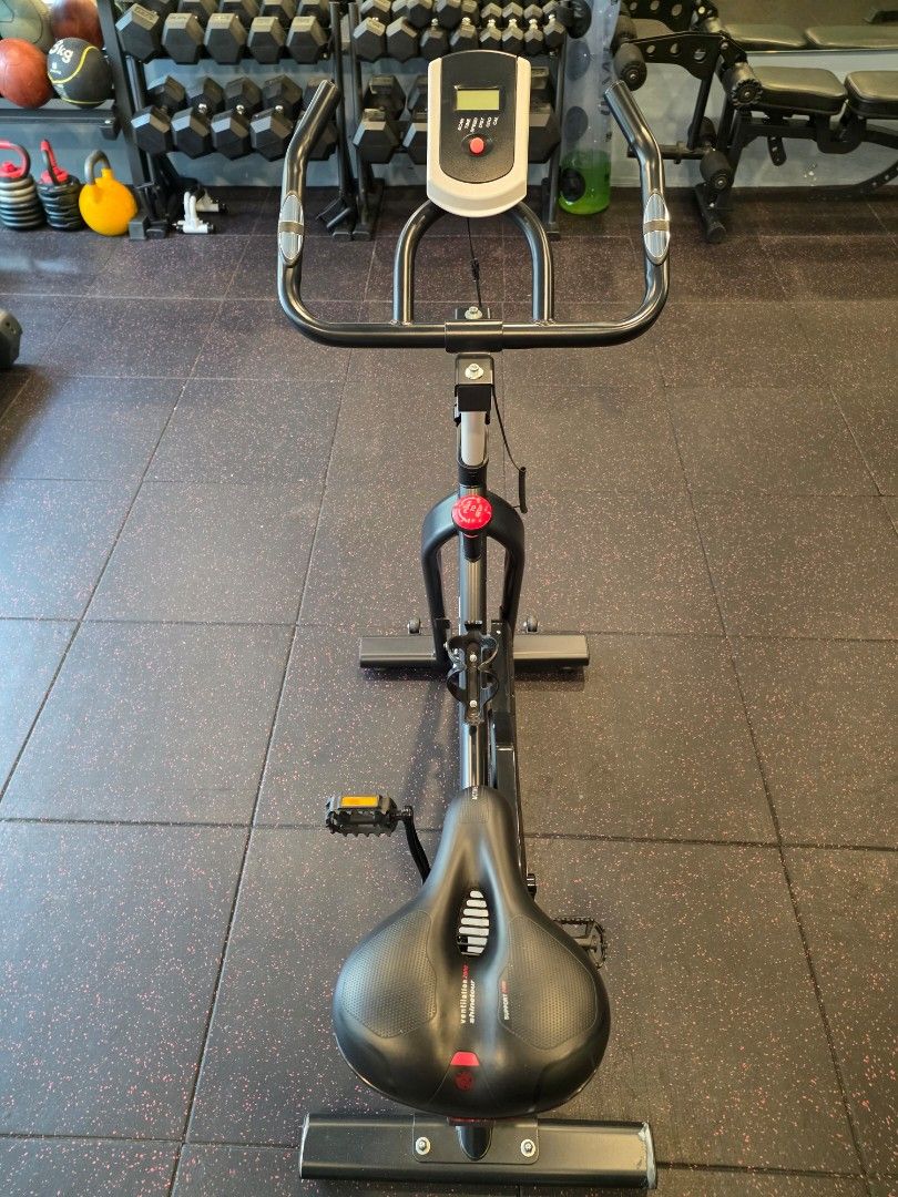 Spin Bike - Black and Red, Sports Equipment, Exercise & Fitness, Cardio ...
