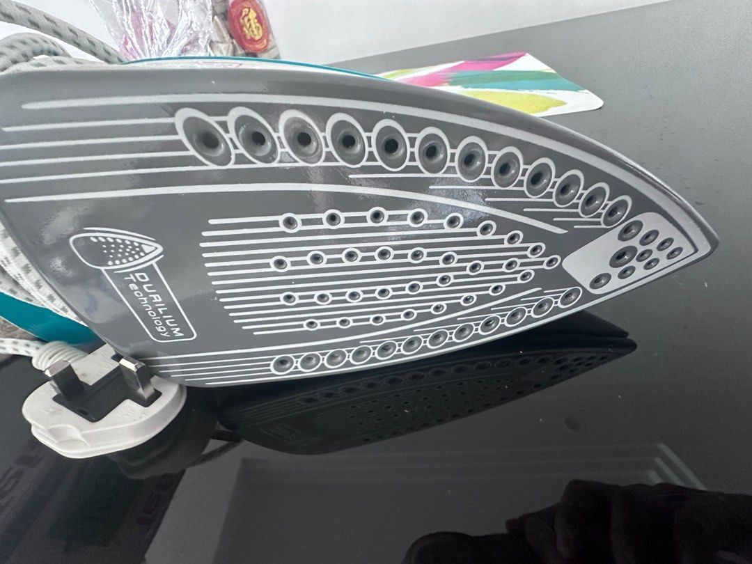 Tefal Easygliss 2200W Iron, TV & Home Appliances, Irons & Steamers on ...