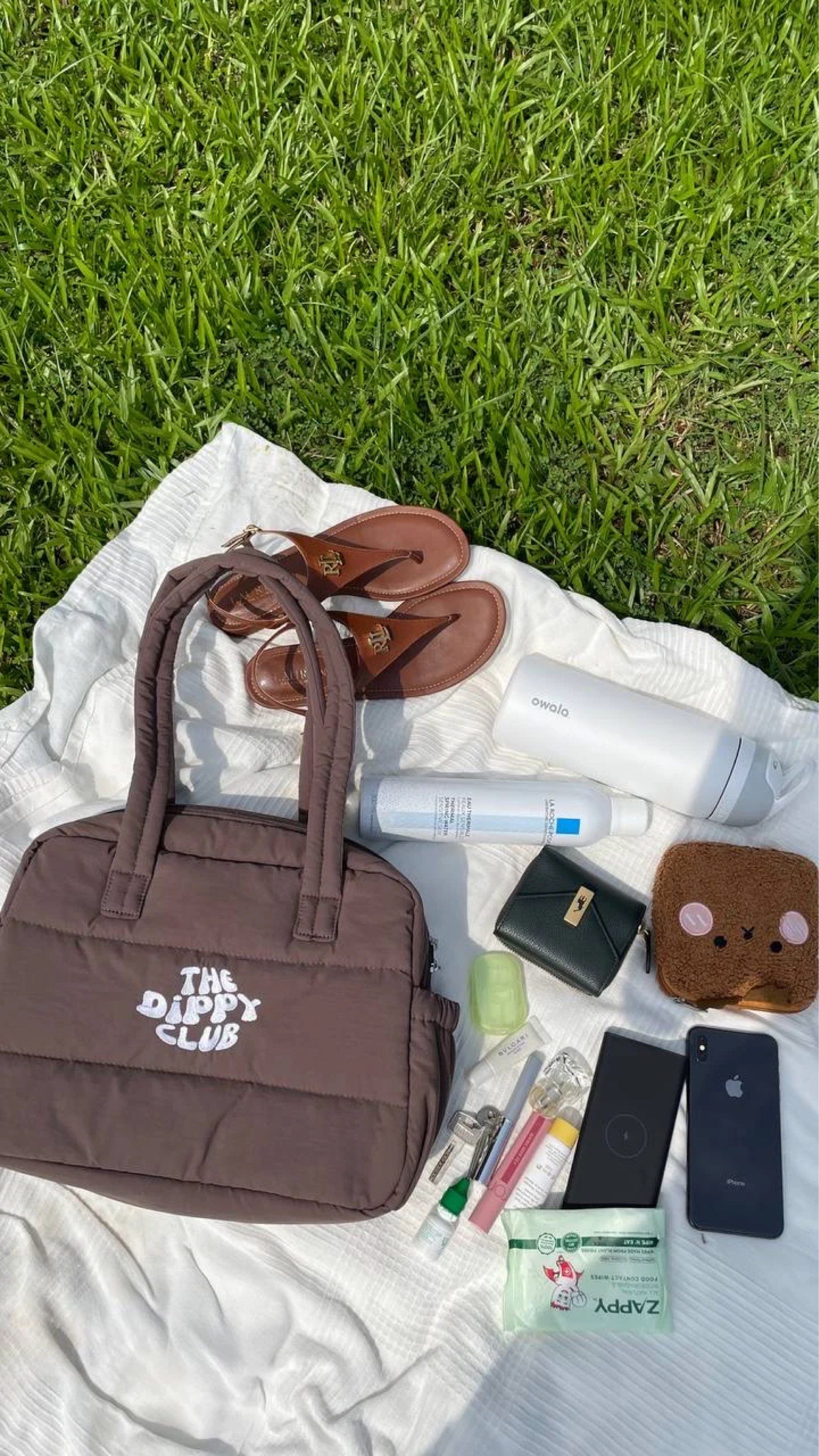 The Dippy Club - Puffer Tote in Wood, Women's Fashion, Bags & Wallets ...