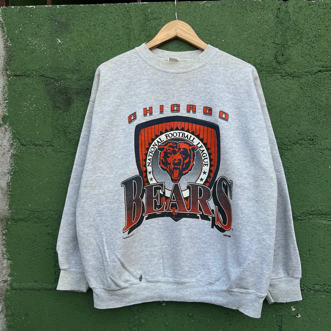 vintage 90s NFL Chicago Bears, Men's Fashion, Activewear on Carousell