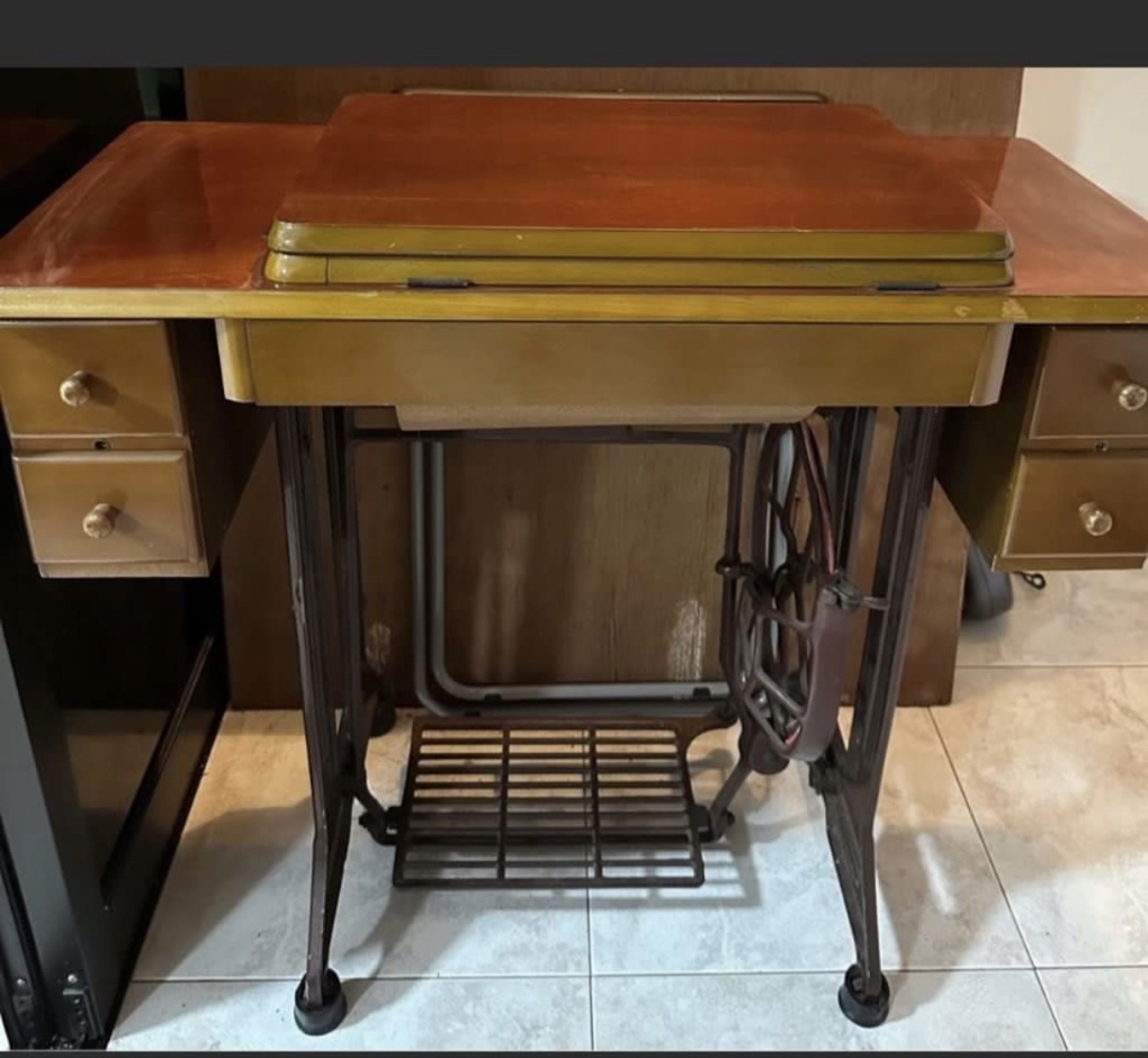 Vintage sewing machine, Furniture & Home Living, Furniture, Other Home ...