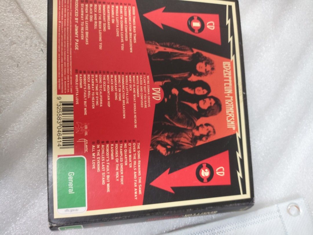 2Cd+dvd led zeppelin English booklet torn see picture, Hobbies & Toys ...