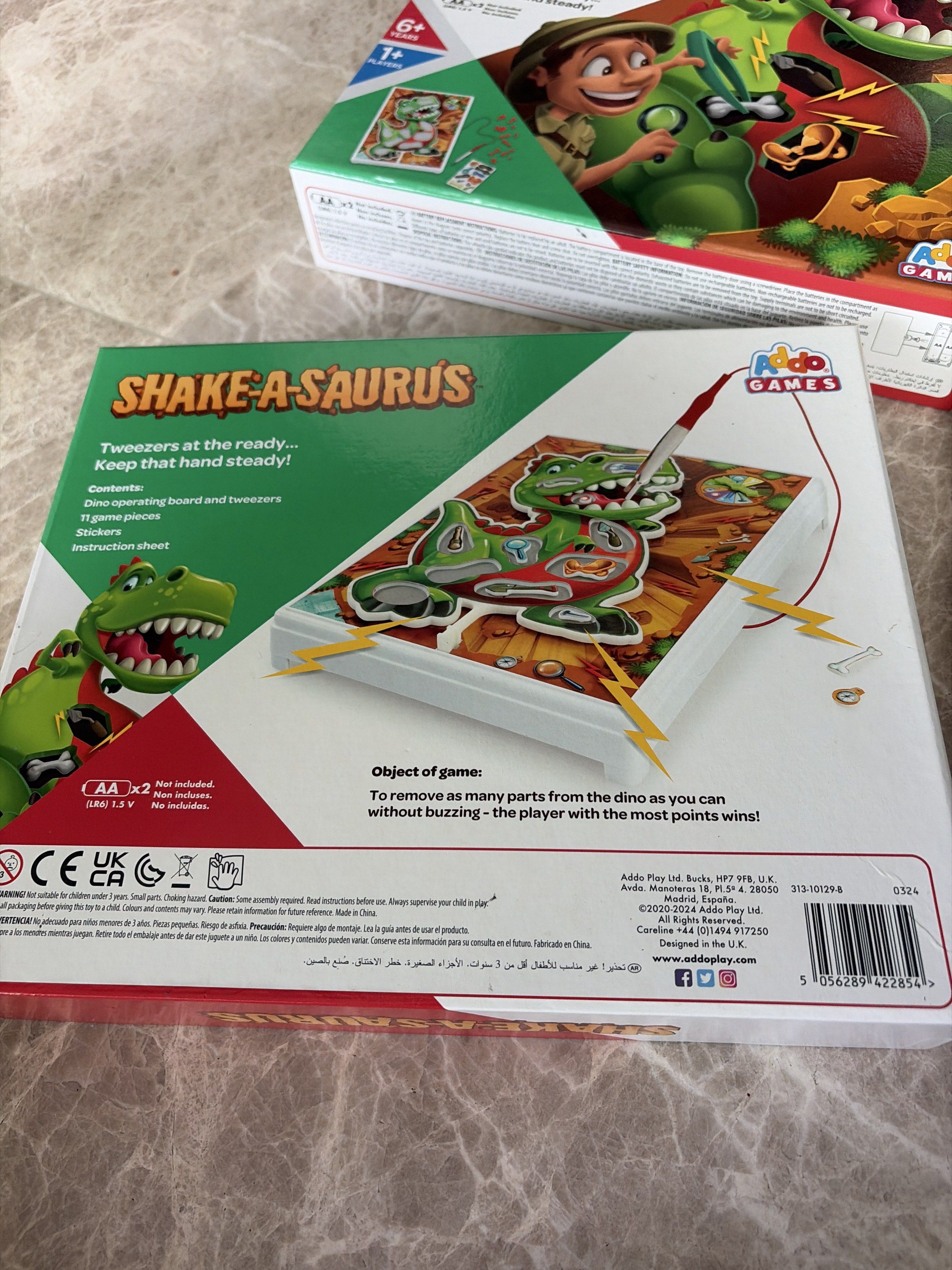 Addo Games Shake-A-Saurus Board Game, Hobbies & Toys, Toys & Games on ...