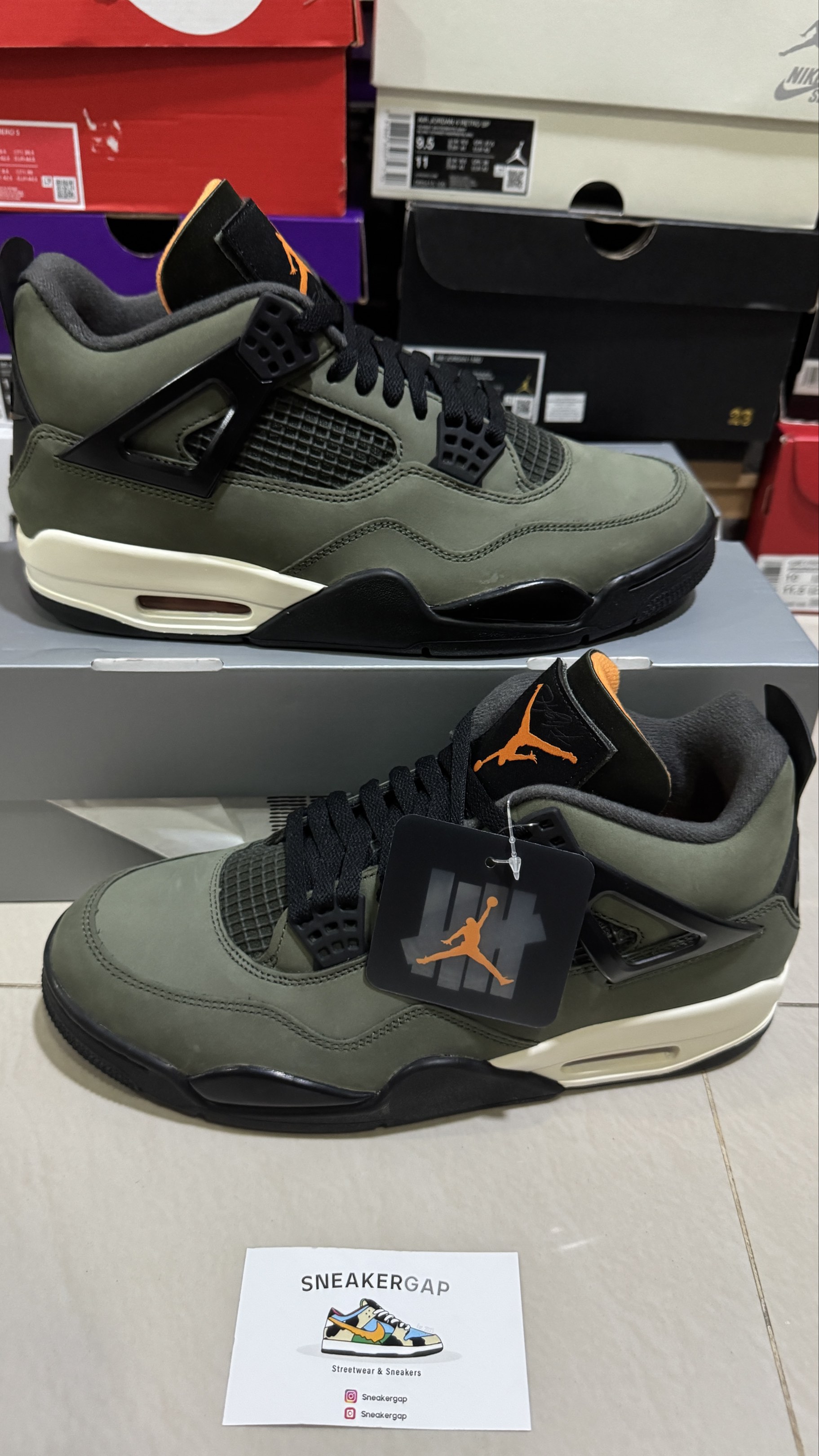Air Jordan 4 Undefeated, Men's Fashion, Footwear, Sneakers on Carousell