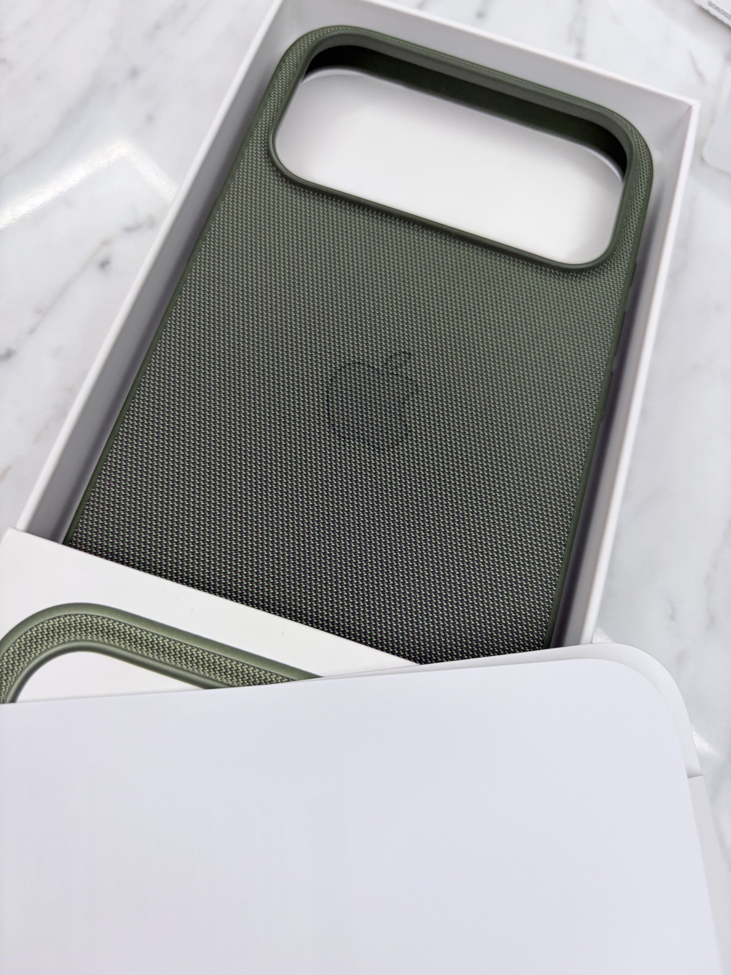 Apple iPhone 17 Pro Max TechWoven Case, Mobile Phones & Gadgets, Mobile ...