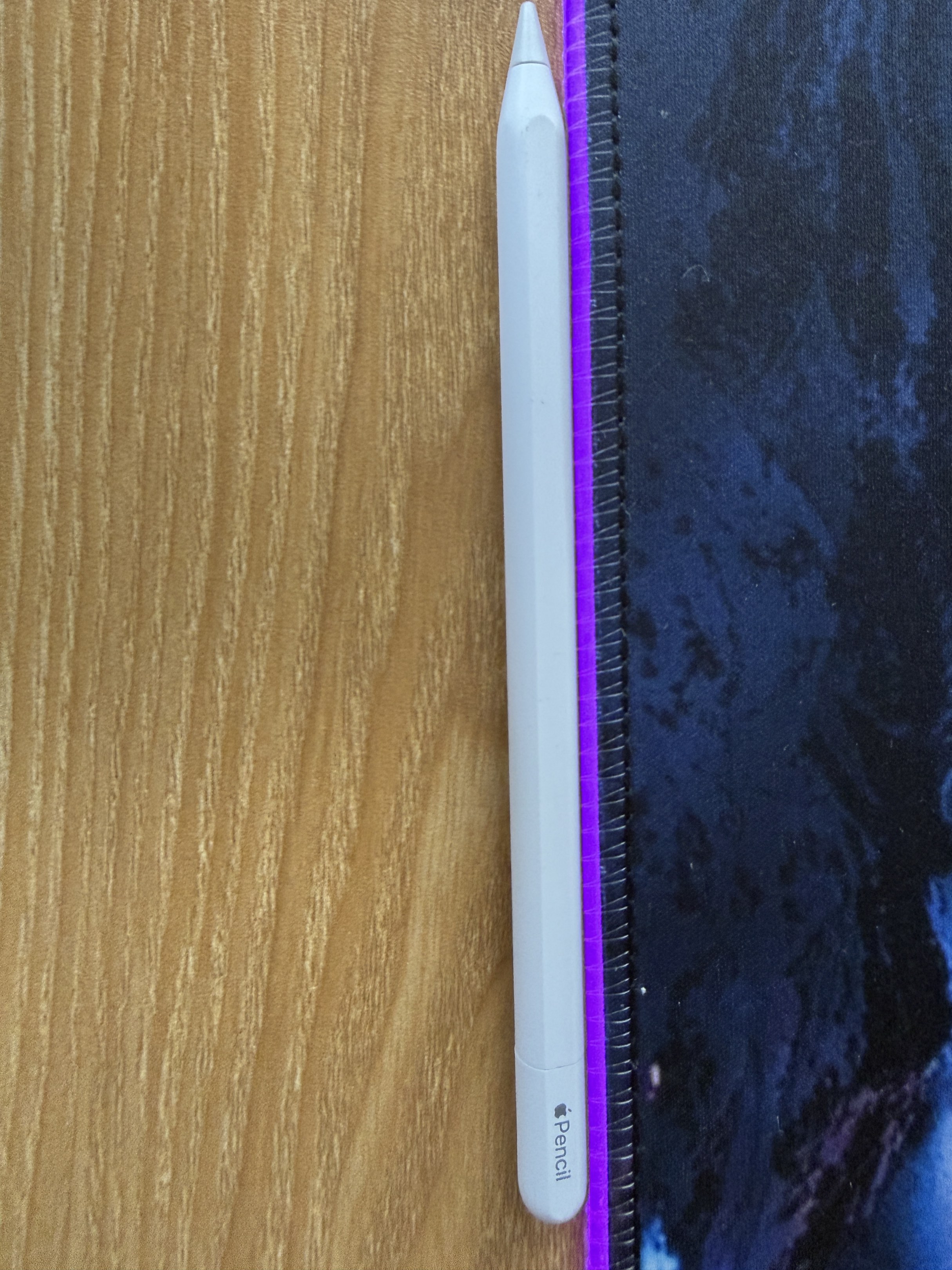 Apple Pencil (USBC), Mobile Phones & Gadgets, Other Gadgets on Carousell