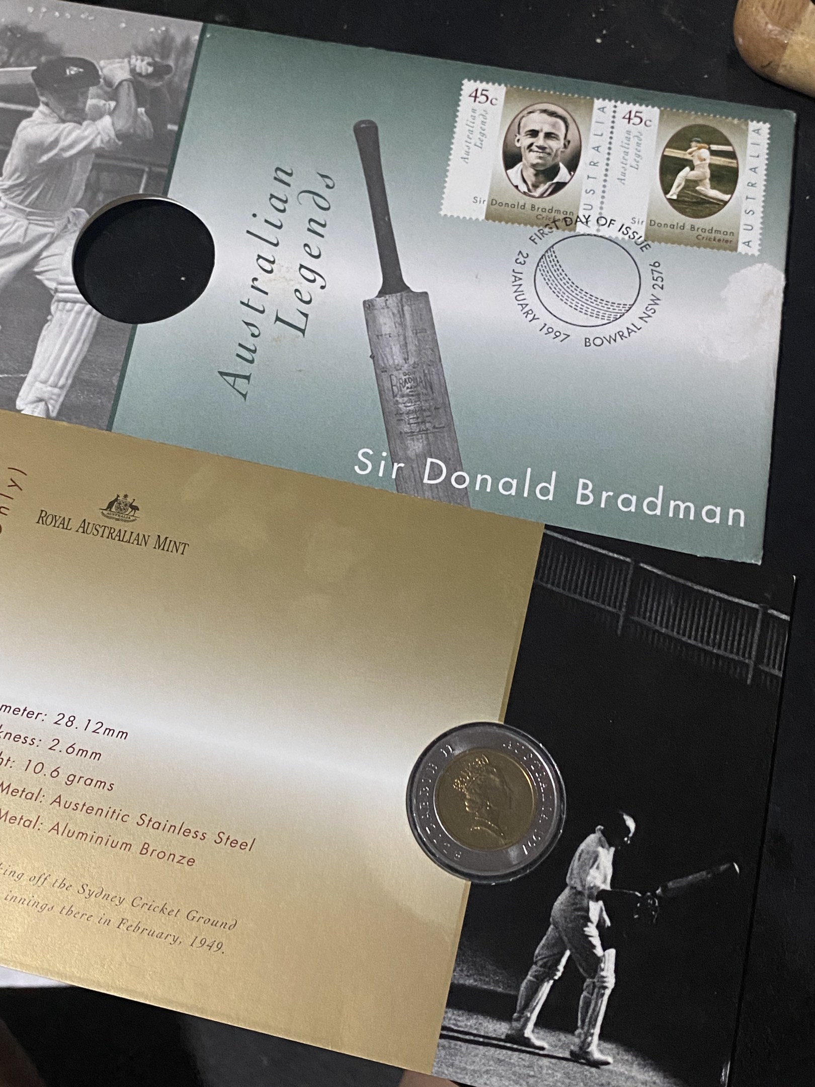 Australian Legends Sir Donald Bradman Coin, Hobbies & Toys, Toys ...