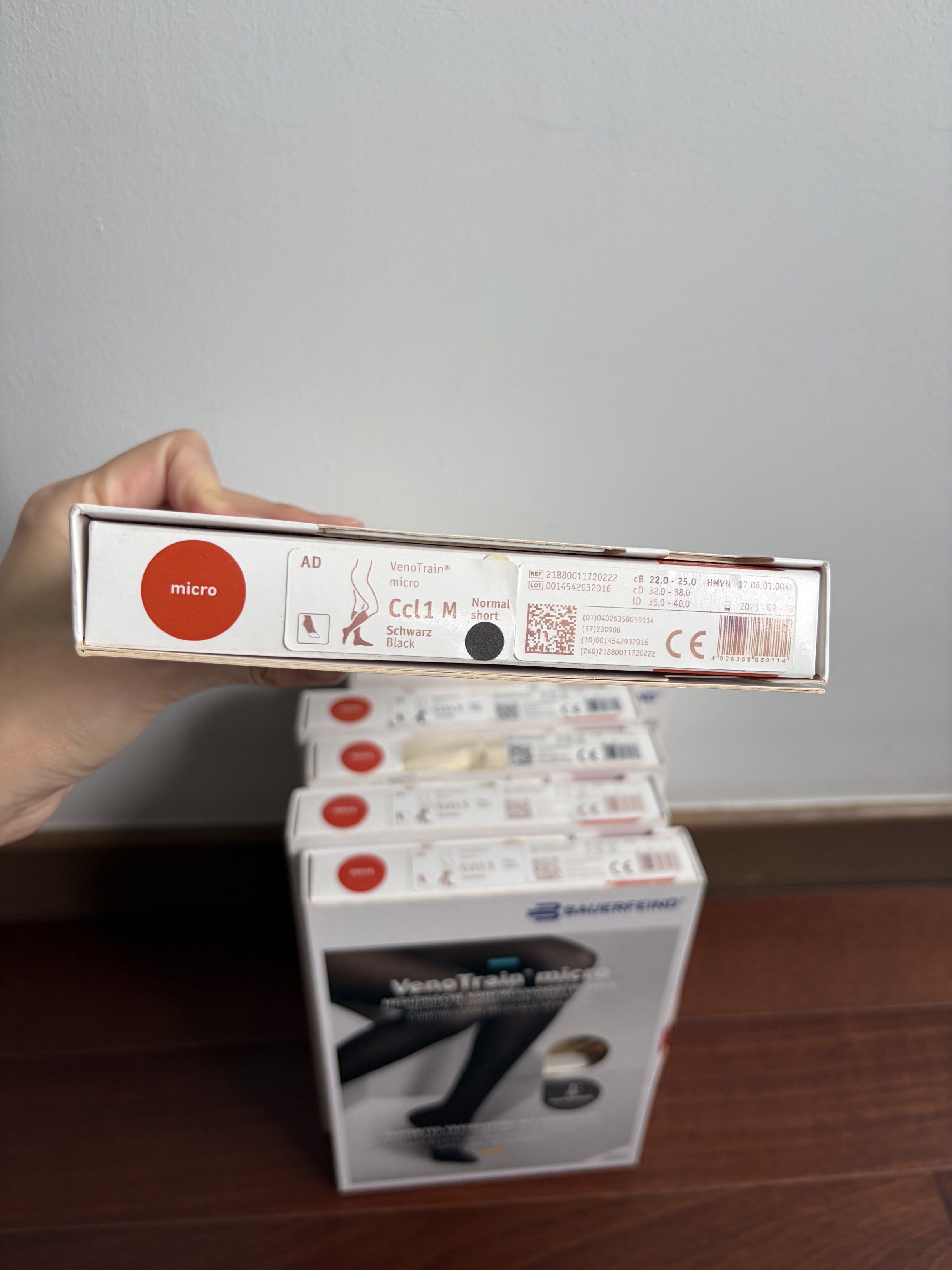 Bauerfeind VenoTrain micro Compression Stockings, Health & Nutrition ...