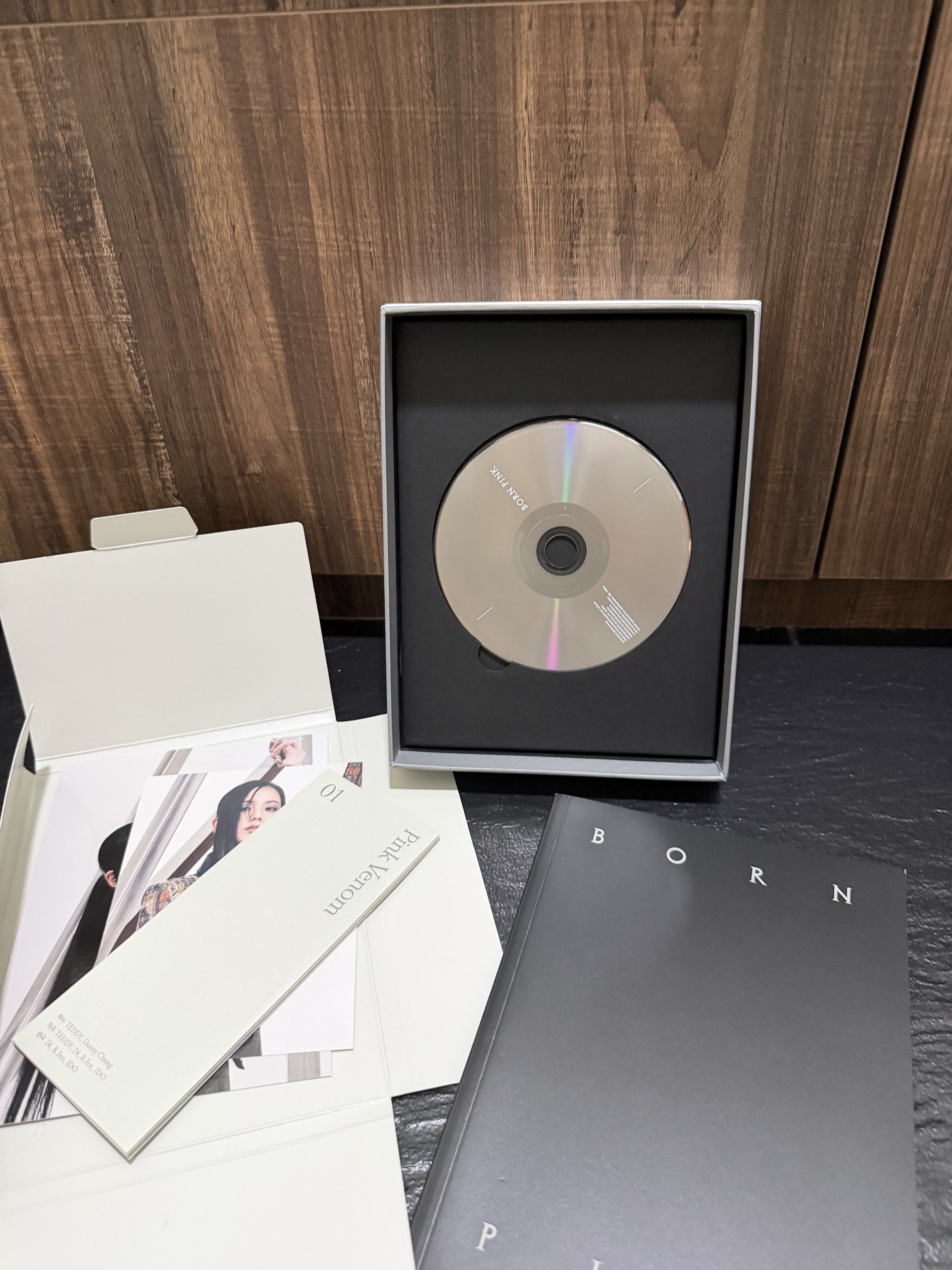 BLACKPINK Born Pink Album, Hobbies & Toys, Memorabilia & Collectibles ...