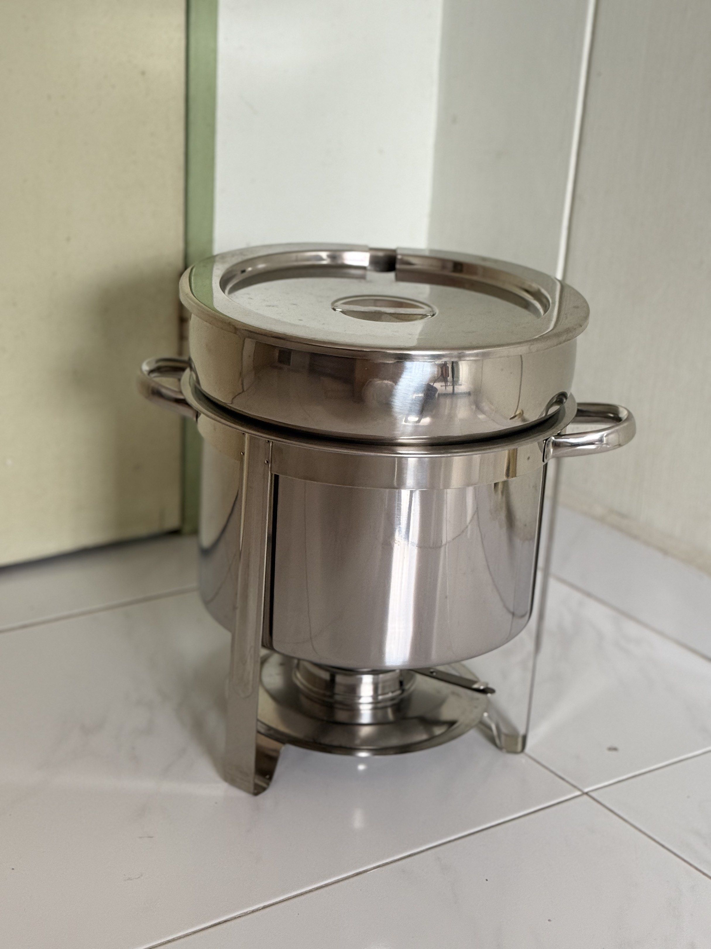 Brand New Winco 211, 11-Quart Chafer-Style Stainless Steel Soup Warmer ...