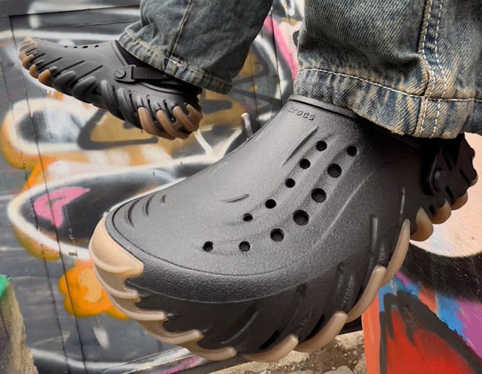 Crocs Echo Gum RO Clog - Black, Men's Fashion, Footwear, Flipflops and ...