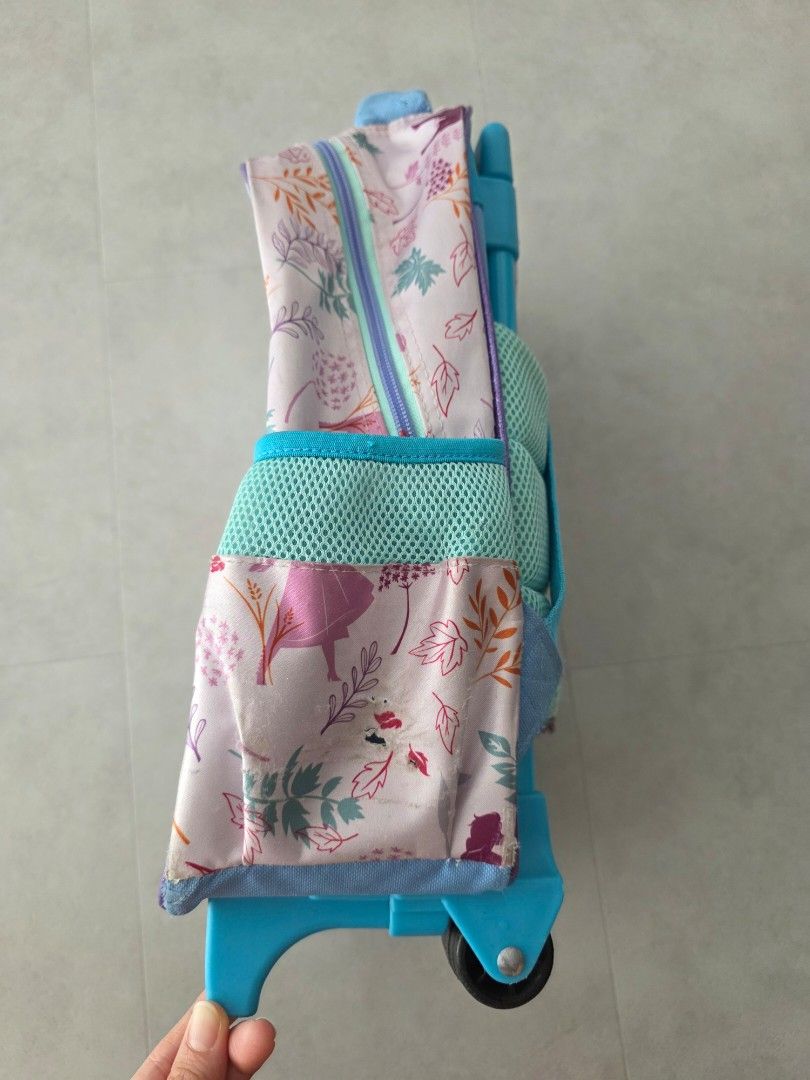 Disney Frozen Easy Bag, Babies & Kids, Babies & Kids Fashion on Carousell